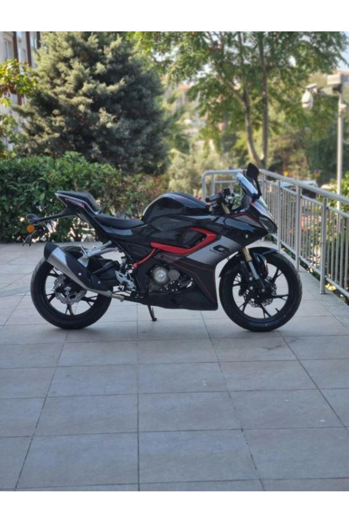 QJ Motor Srk 125 R Siyah-kırmızı - Fiyatı, Yorumları