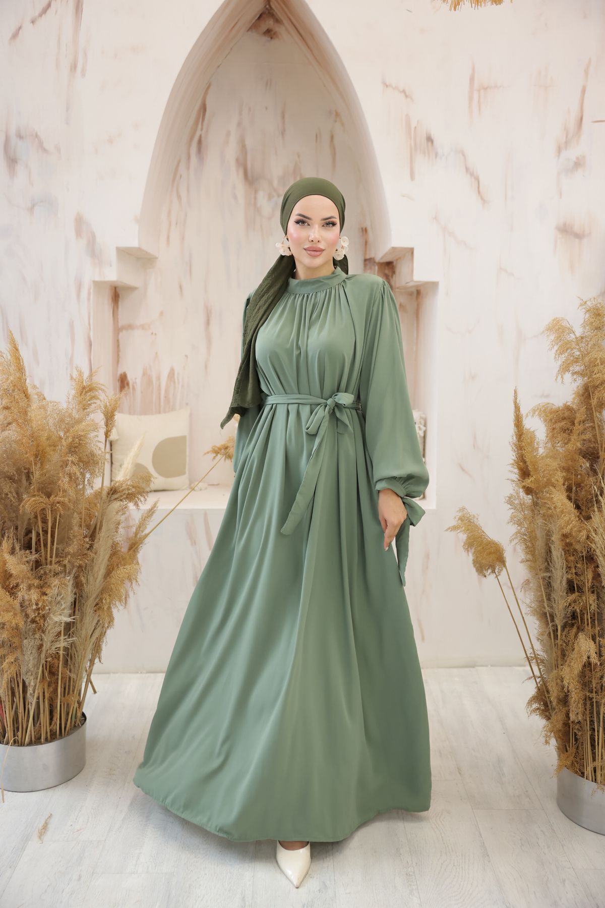 Zaure Women's Dress with Hijab Collar and Gathered Sleeves and Ribbon ...