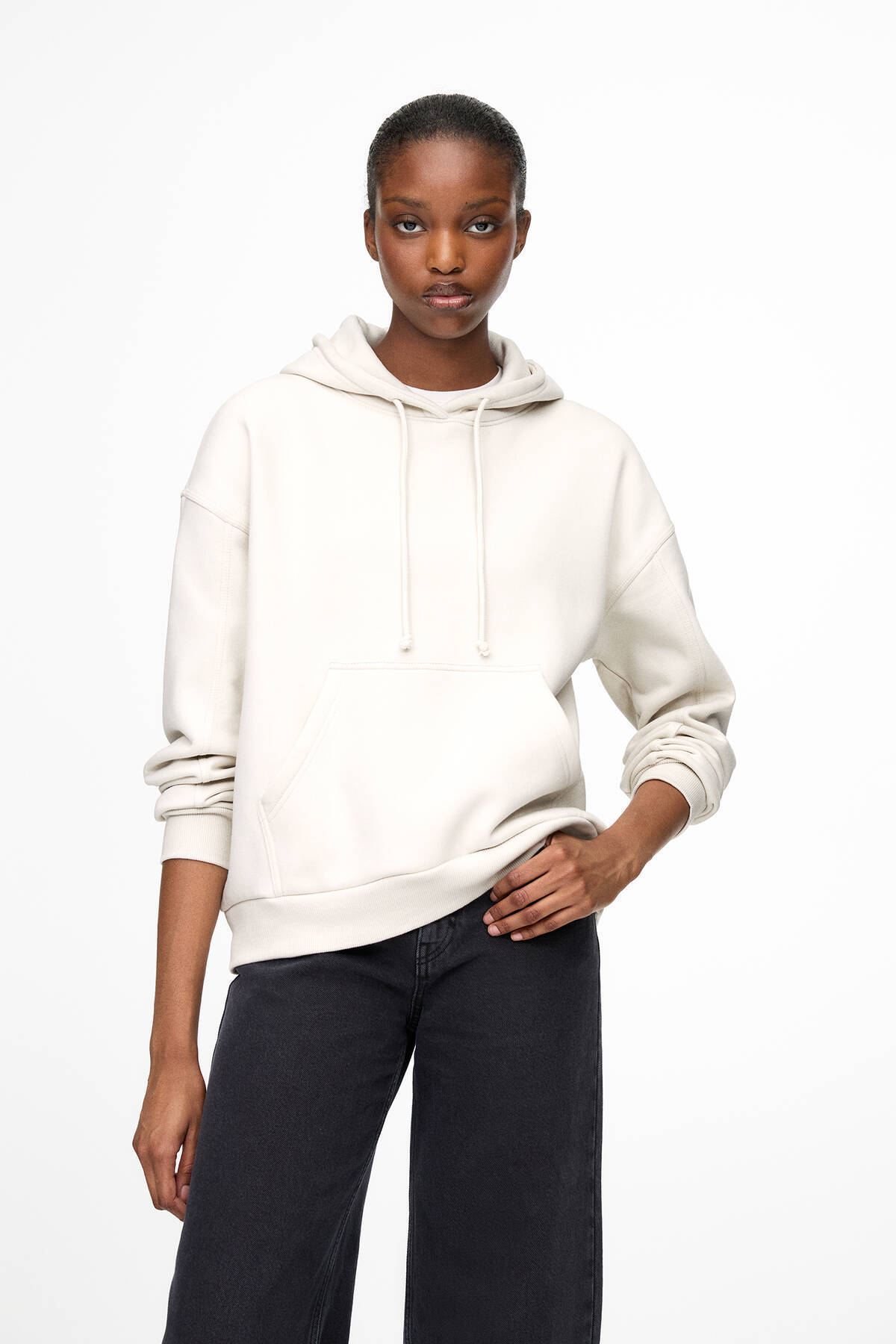 Pull & Bear Kapüşonlu basic sweatshirt Fiyatı, Yorumları - Trendyol