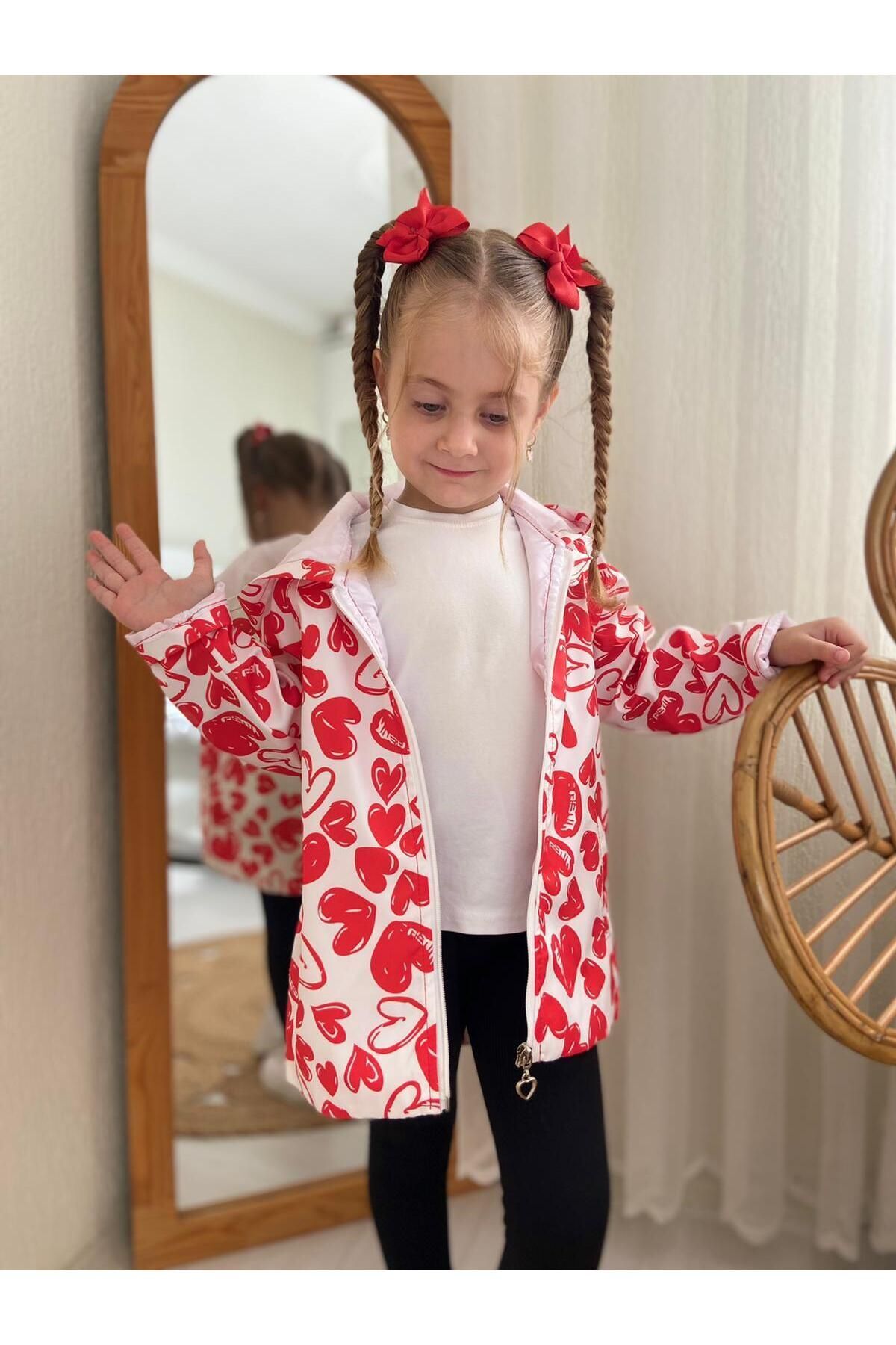 DUDOR KİDS Kız Çocuk Kırmızı Beyaz Kalpli Su Ve Rüzgar Geçirmez ...