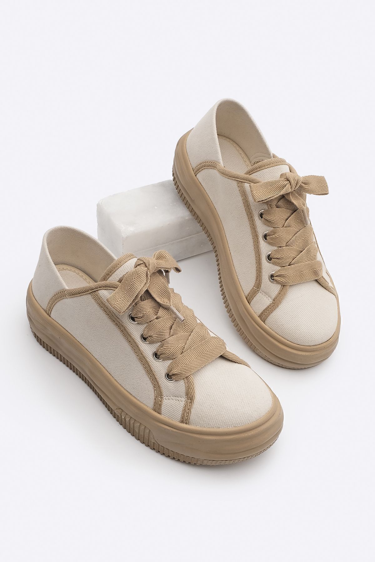 Marjin Kadın Sneaker Kalın Tabanlı Bağcıklı Spor Ayakkabı Timole Bej ...