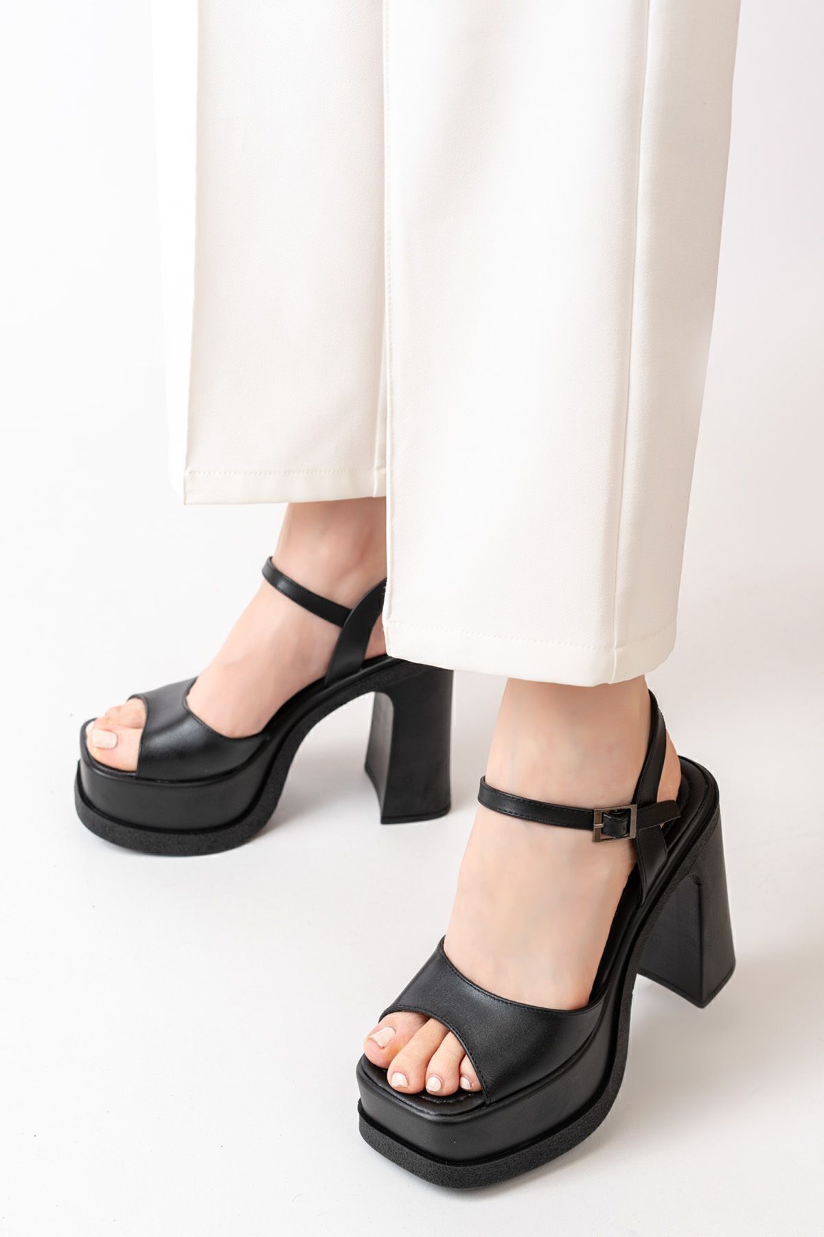 asmi shoes Kadın Siyah Cilt Tek Bantlı (12cm) Platformlu Topuklu ...