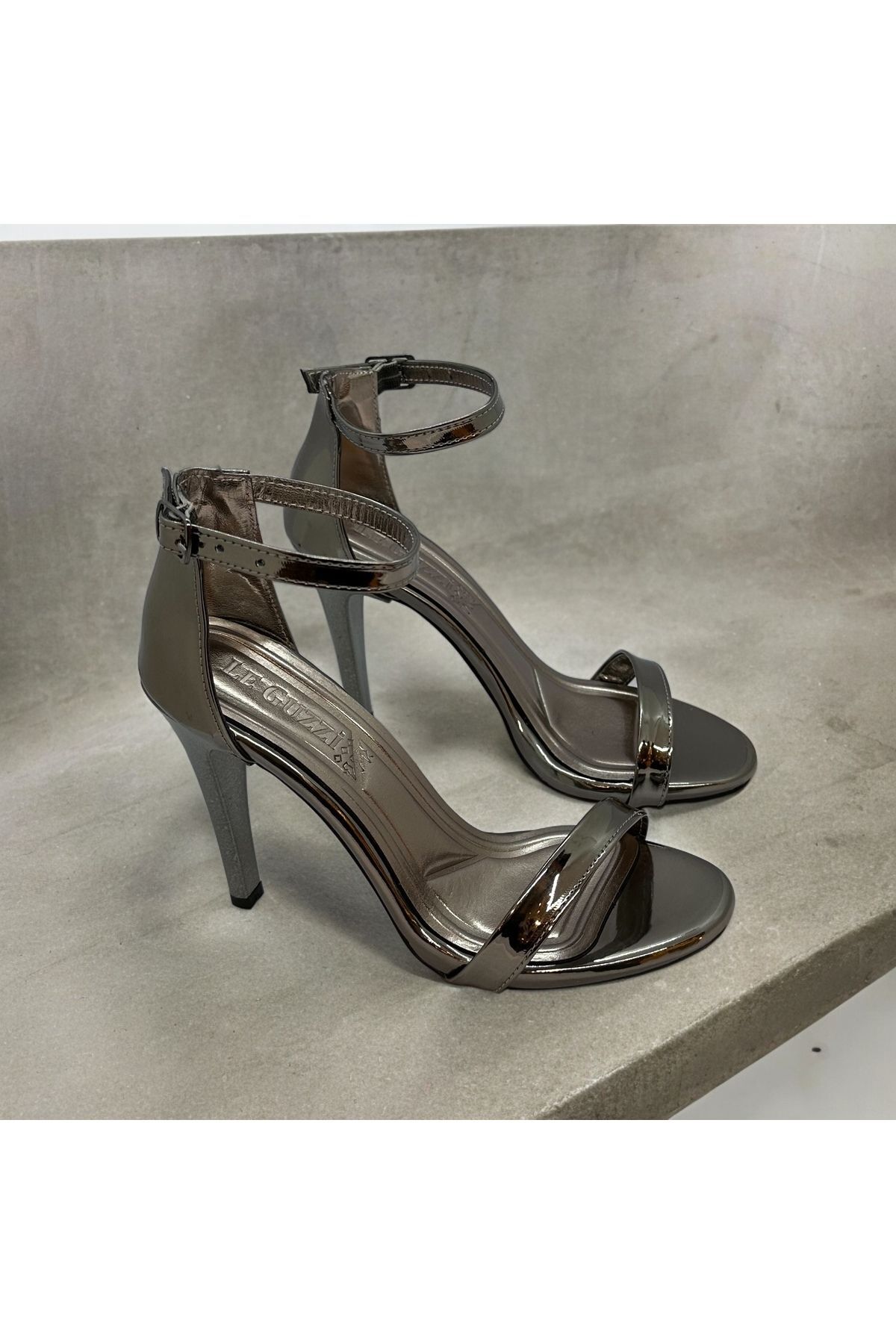 runa shoes tek bant topuklu platin ayna topuklu ayakkabı - Fiyatı ...