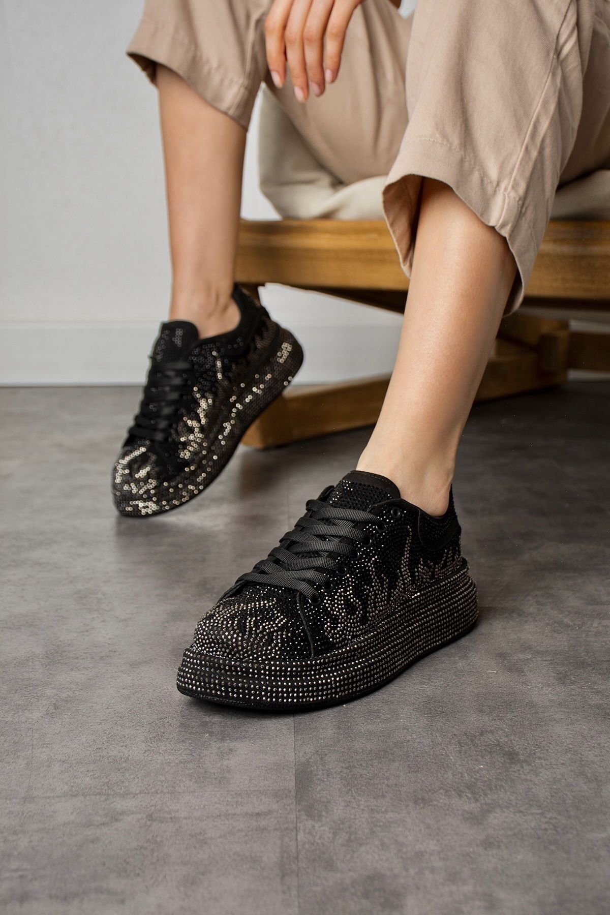 ROSA SHOES Siyah Platın Taşli Spor Ayakkabı Fiyatı, Yorumları - Trendyol