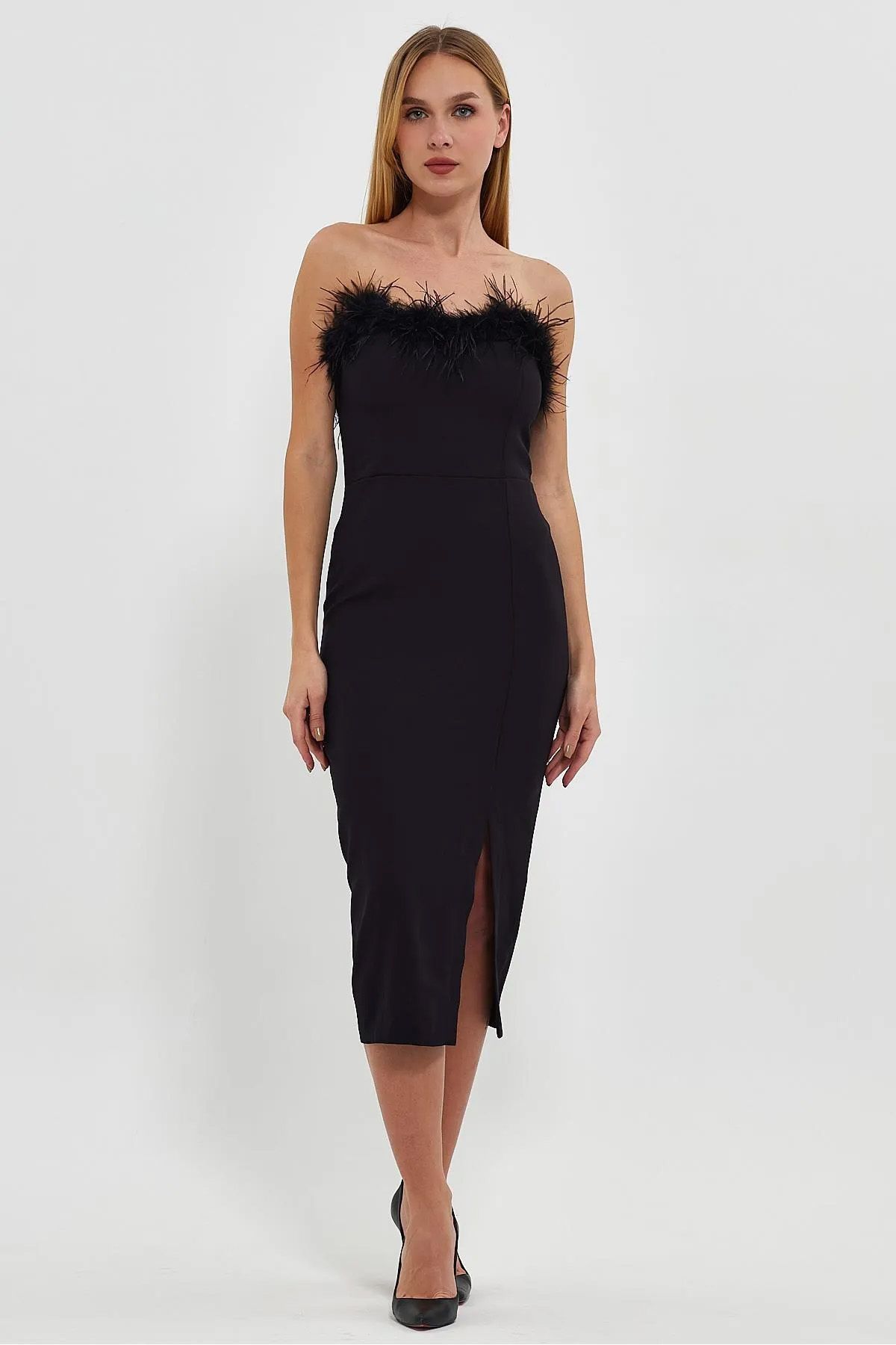 Lava Butik Siyah Peluş Tüy Detaylı Siyah Elbise Yırtmaçlı Gece Elbise ...