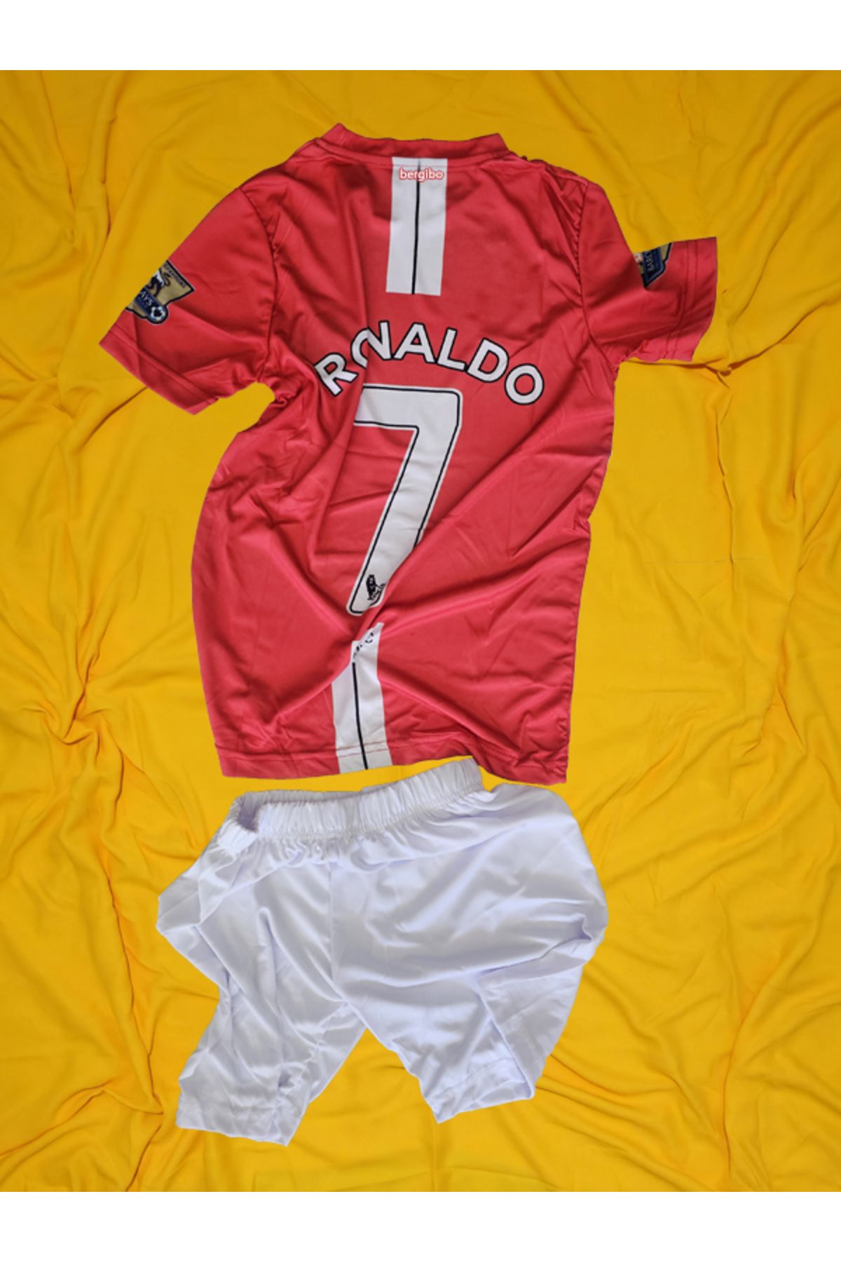 bergibo Ronaldo Forma Seti? - Ronaldo Çocuk Alt Üst Şort Ti?şört Forma ...
