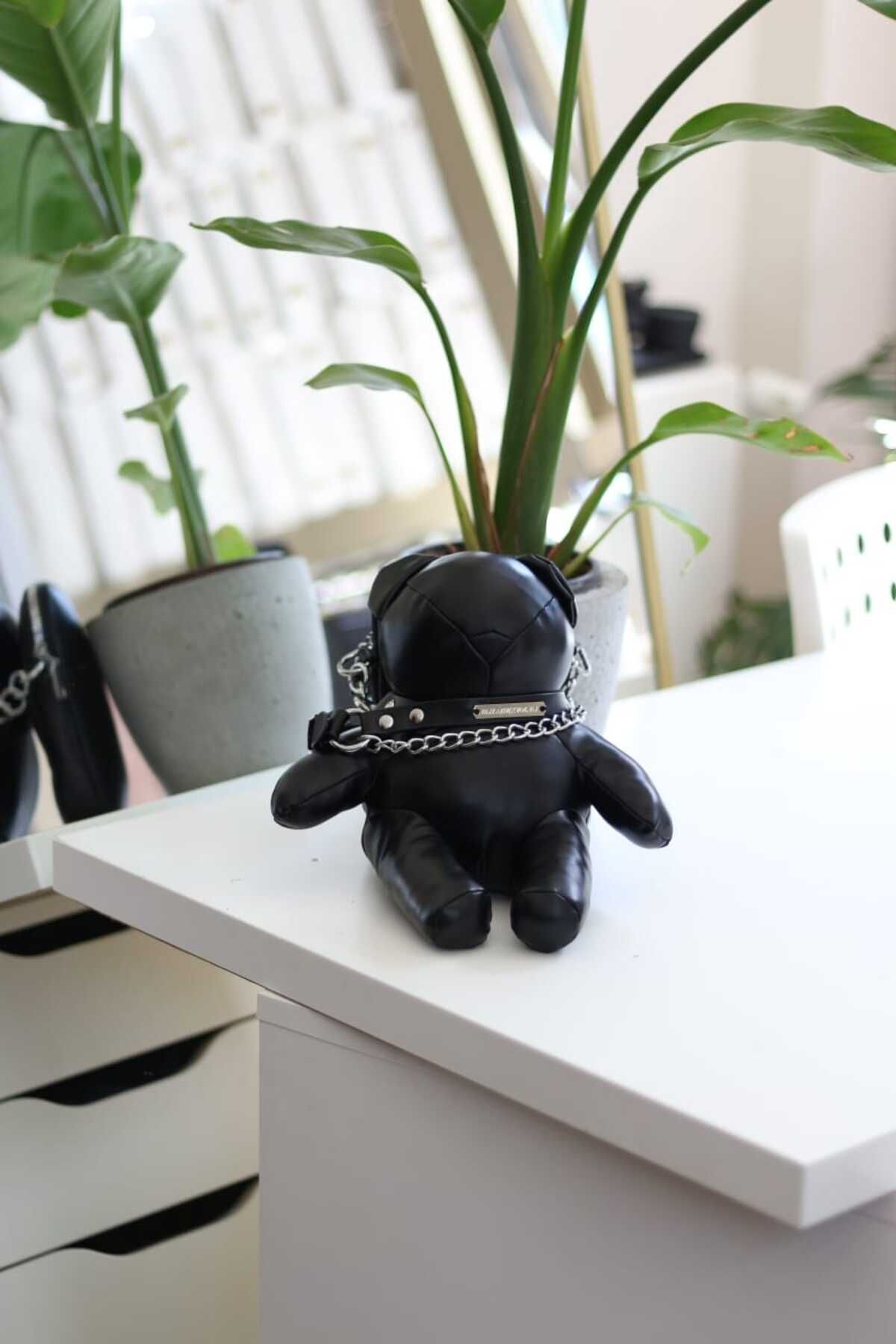 Moom Bag Kadın Siyah Ayıcık Maskot Detaylı Kalın Zincir Askılı Telefon ...