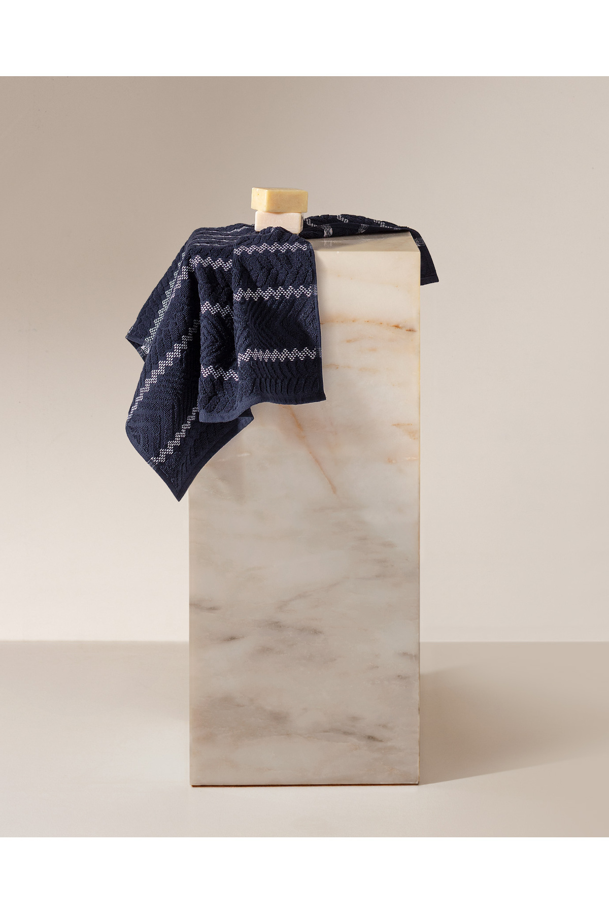 Madame Coco Simone Face Towel - Stylish and Comfortable Design- Trendyol