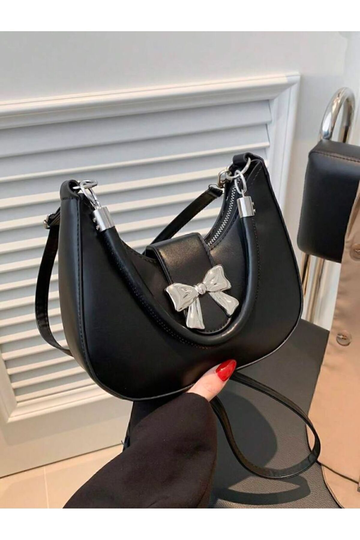 SHEIN kurdele modelli kol çantası Fiyatı, Yorumları - Trendyol