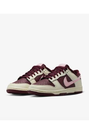 Nike Dunk Bordo Sneaker | Şıklığın ve Rahatlığın Buluşması 👟