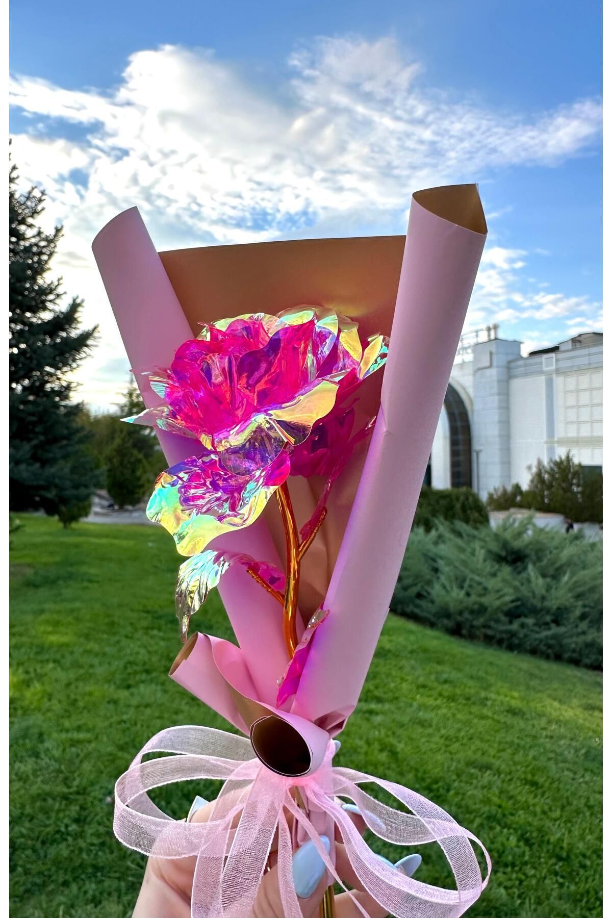 Merit Flower Sonsuzluk Gülü Buketi Sevgiliye Luxury Hologramlı - Fiyatı ...