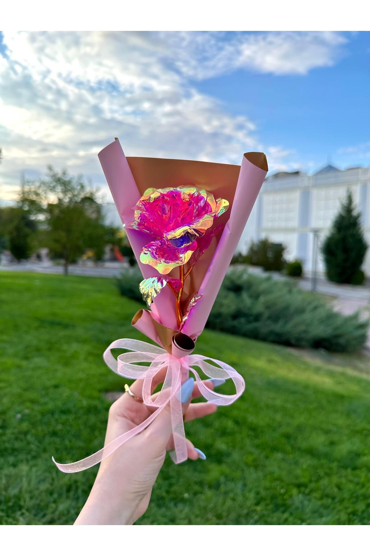 Merit Flower Sonsuzluk Gülü Buketi Sevgiliye Luxury Hologramlı Fiyatı ...