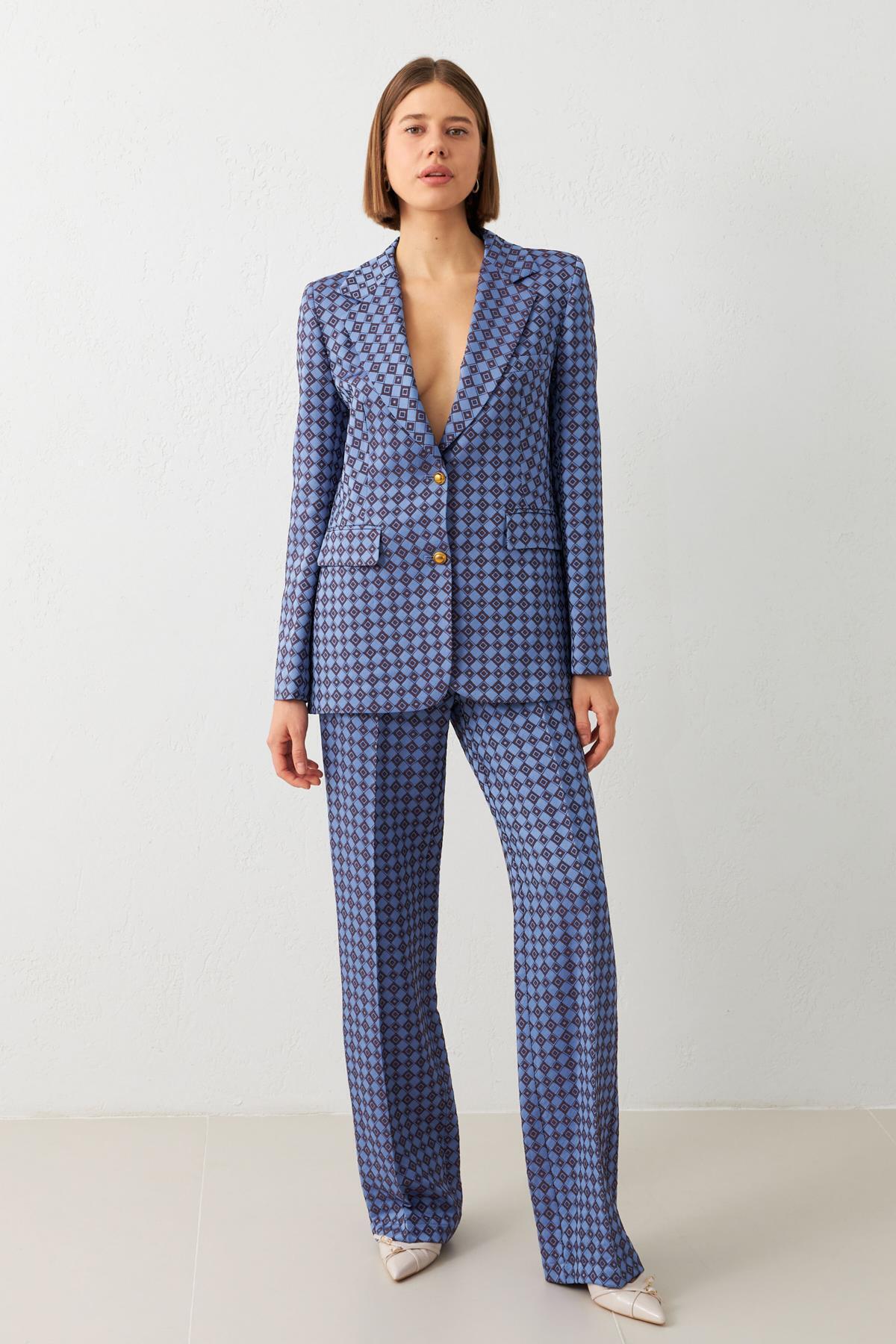 Setre Mavi Düğme Ve Cep Detaylı Ceket Bel Detaylı Pantolonlu Desenli ...