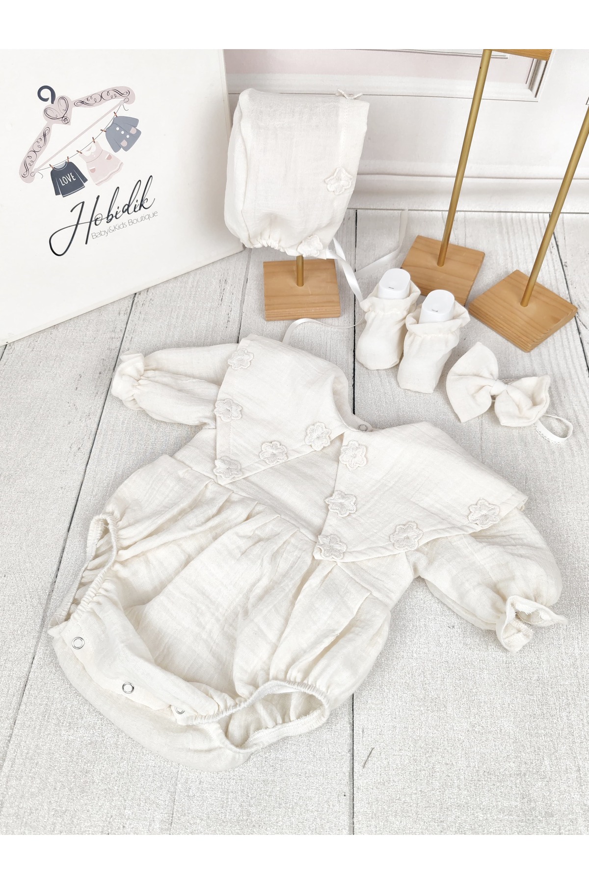 Hobidik Kız Bebek Krem Çift Kat Müslin Kumaş Romper Tulum Set Fiyatı ...