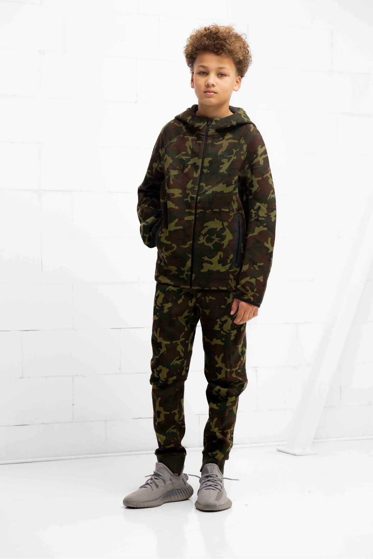 Nike Sportswear Tech Fleece Kamuflaj Desenli Erkek Çocuk Eşofman Altı ...