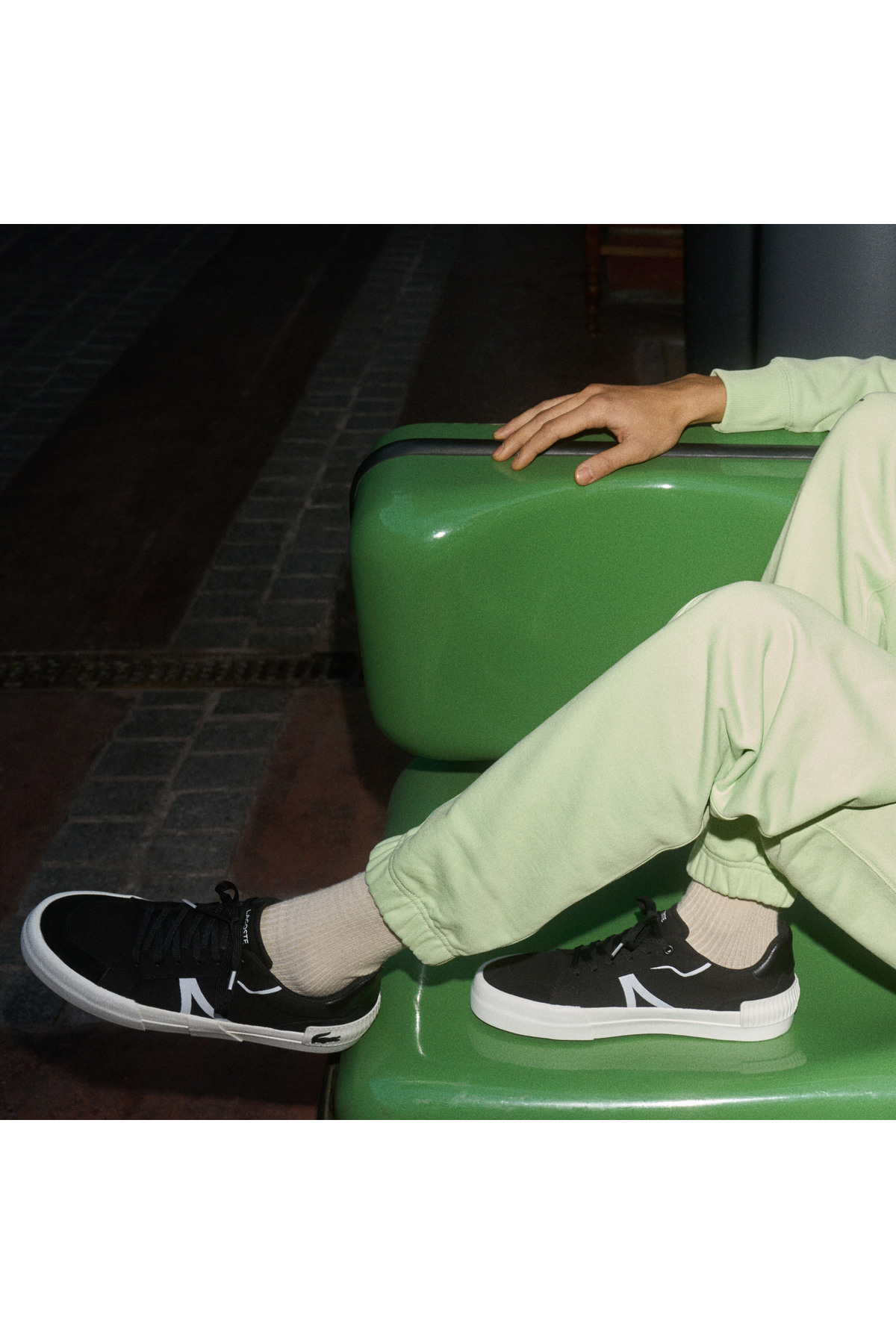 Lacoste L004 Erkek Siyah Sneaker Fiyatı, Yorumları - Trendyol
