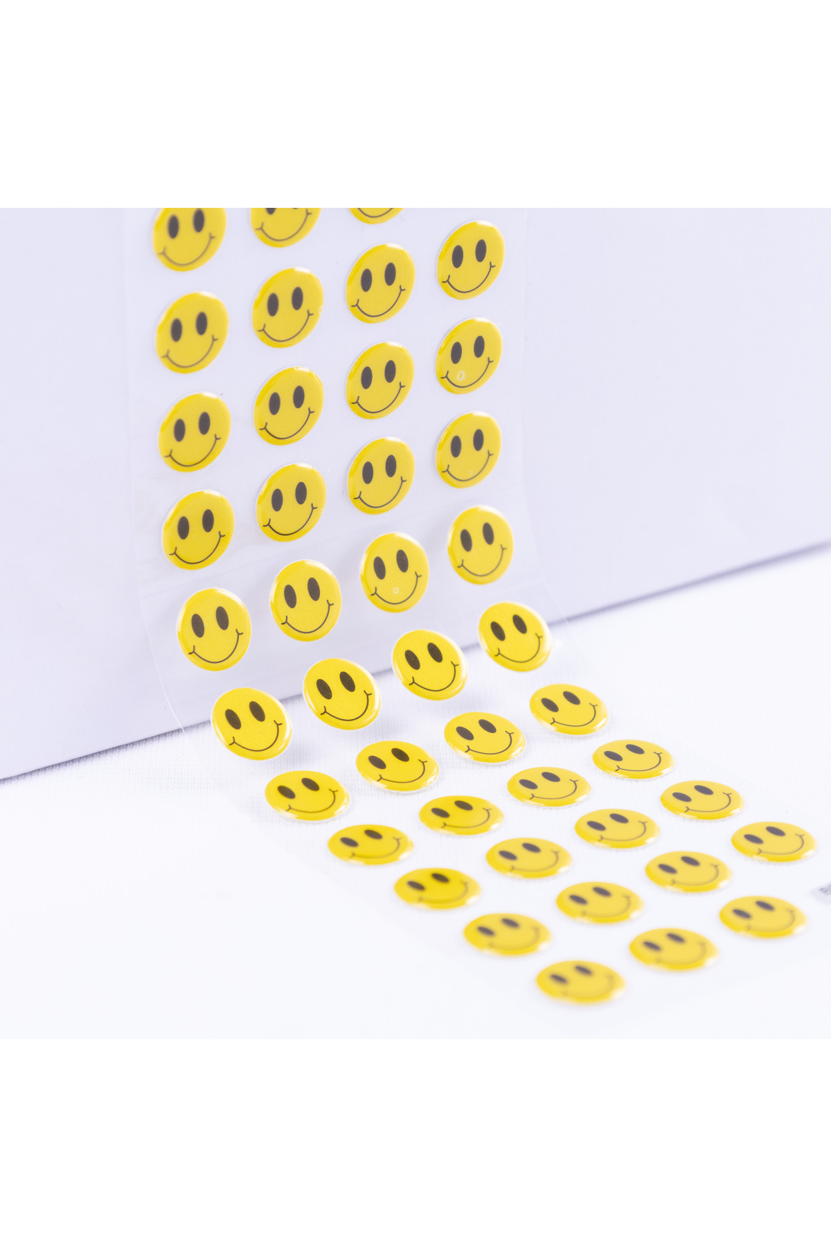 Bimotif Kabartmalı sarı smile gülen yüz yapışkan sticker 2 sayfa Fiyatı ...