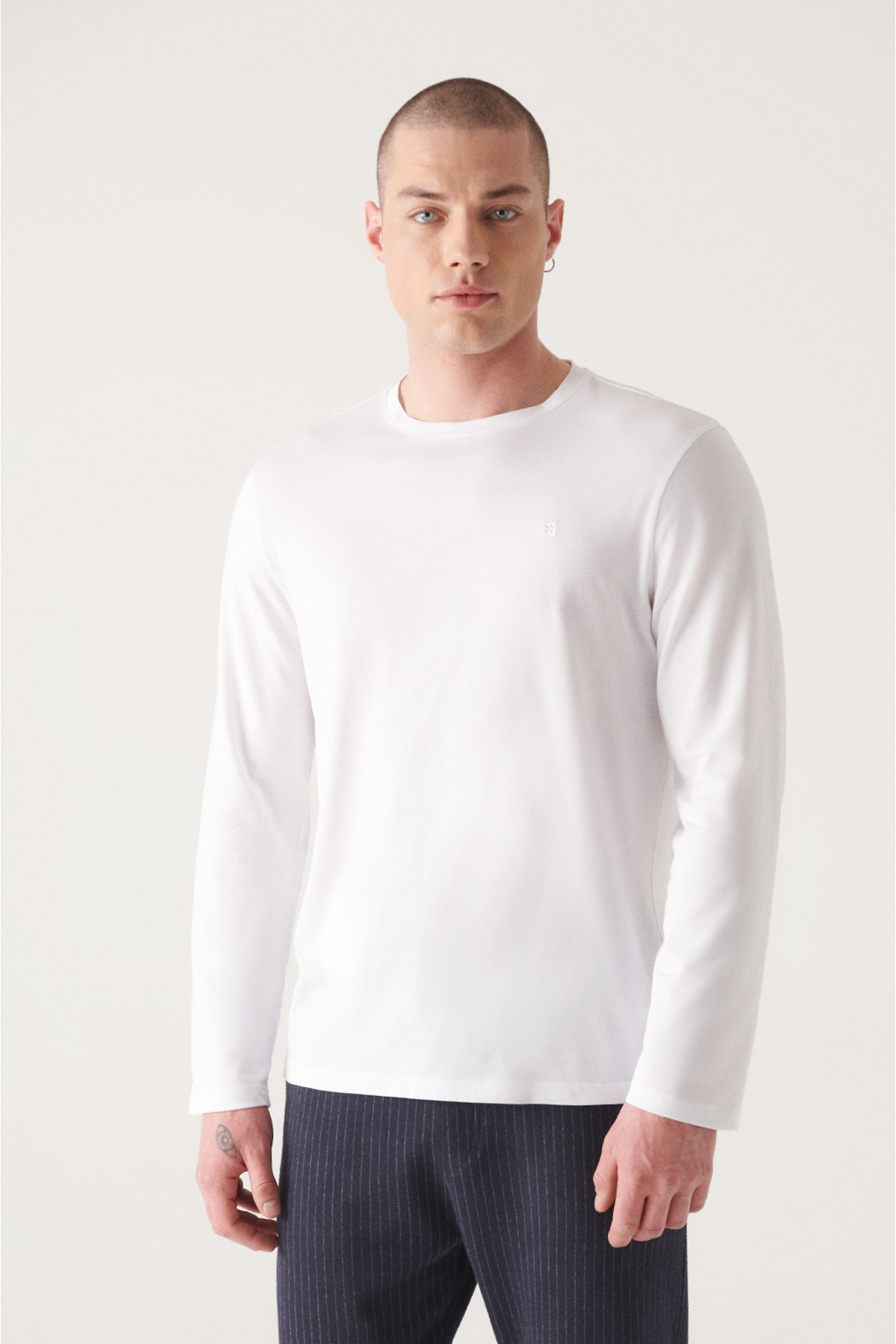 Avva Erkek Beyaz Ultrasoft Bisiklet Yaka Uzun Kol Pamuklu T-shirt ...