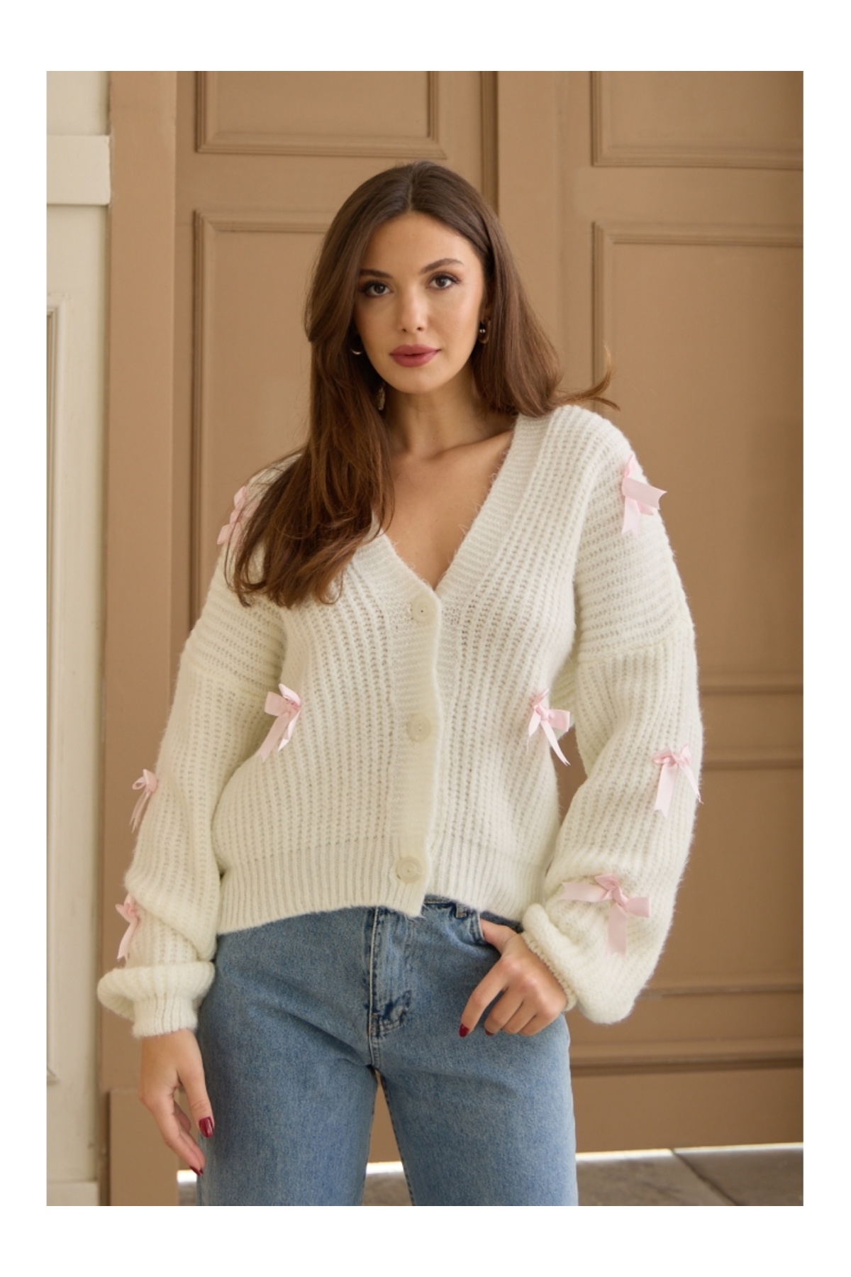 Elif Özbey Butik Beyaz Saten Fiyonklu İpek Hırka Fiyatı, Yorumları ...