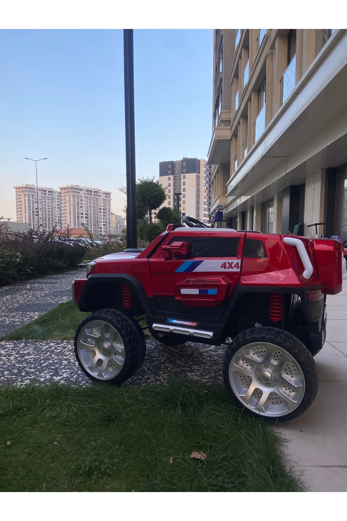 WAGEN BMW MAKYAJLI KASA JİP ARAZİ ARACI AKÜLÜ ARABA - Fiyatı, Yorumları