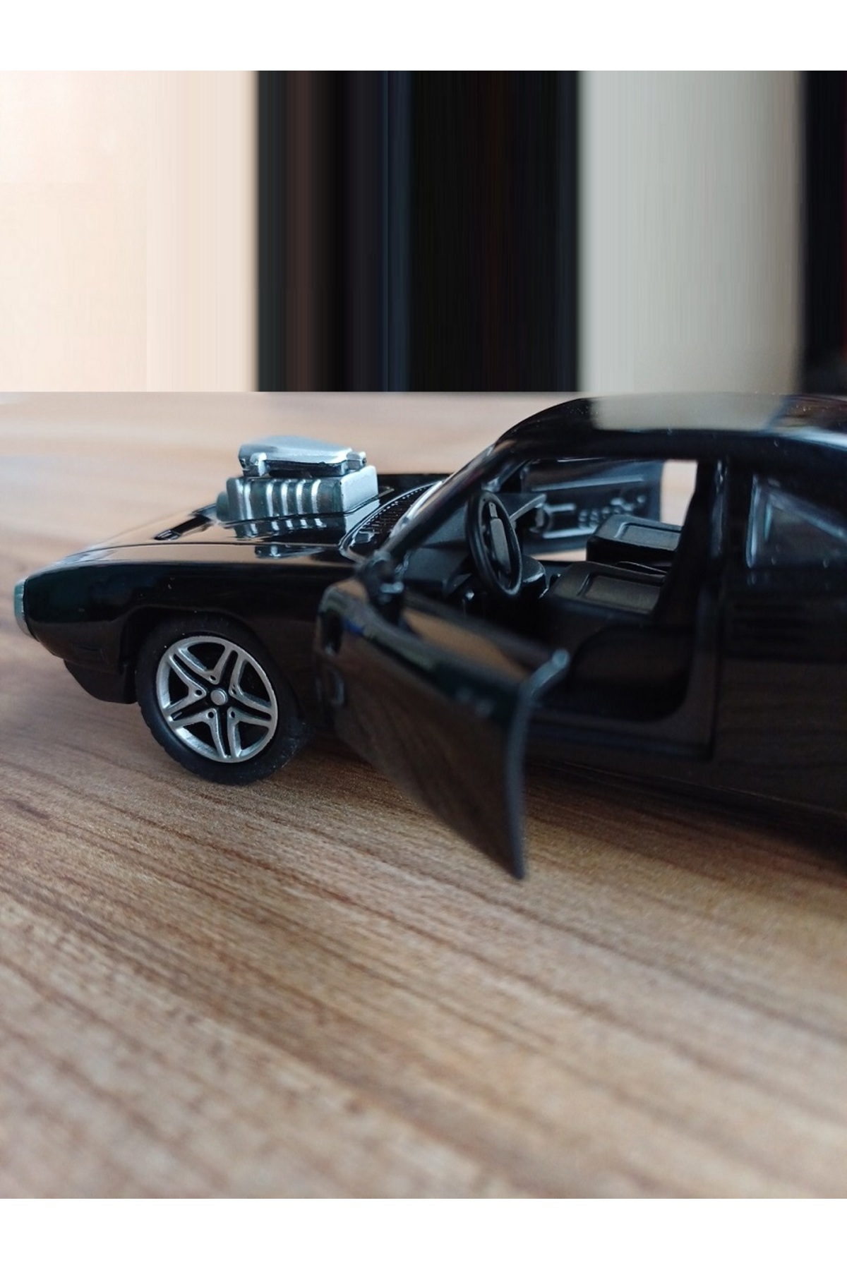 Diecast Hızlı Ve Öfkeli Doom Metal Araba Kapı Açılır Fast Furious Dodge ...