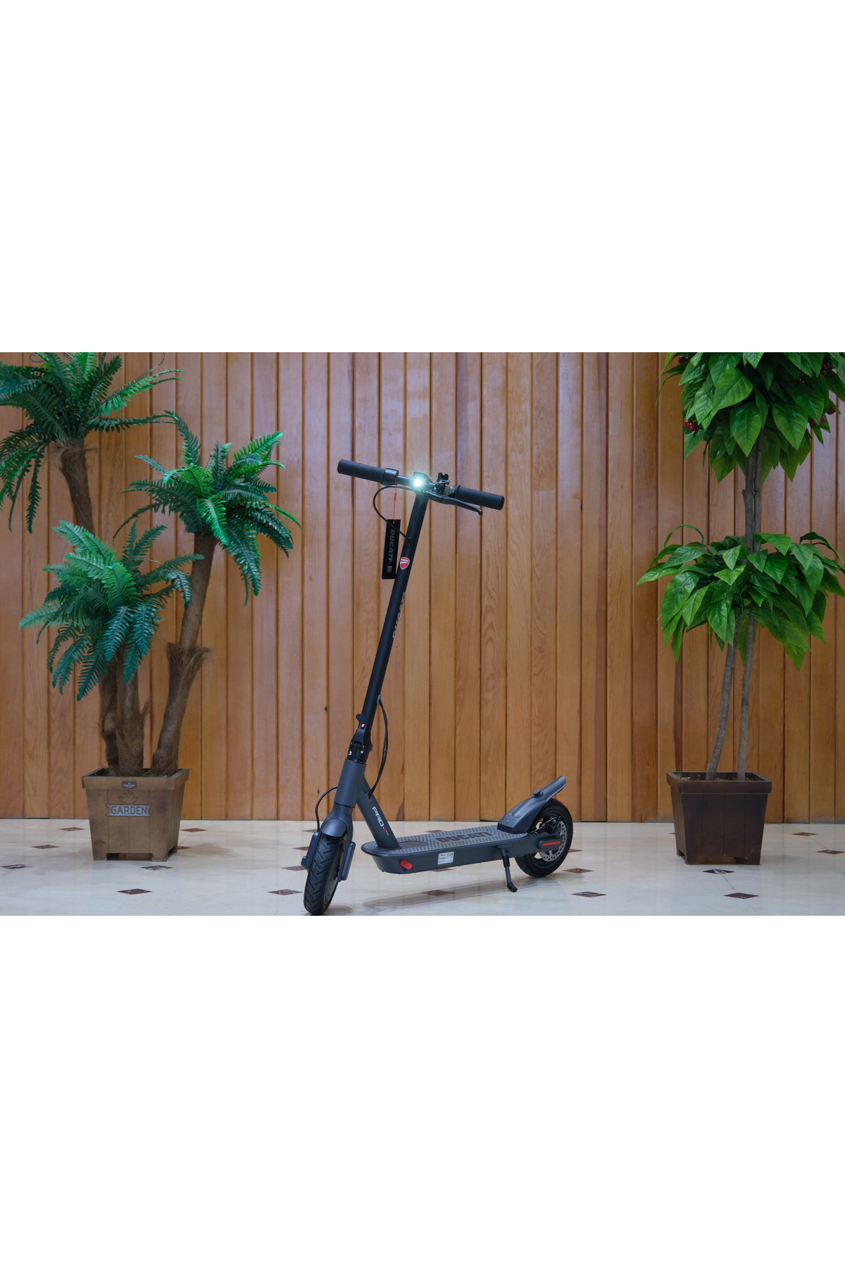 Ducati PRO-I EVO ELEKTRİKLİ SCOOTER - Fiyatı, Yorumları