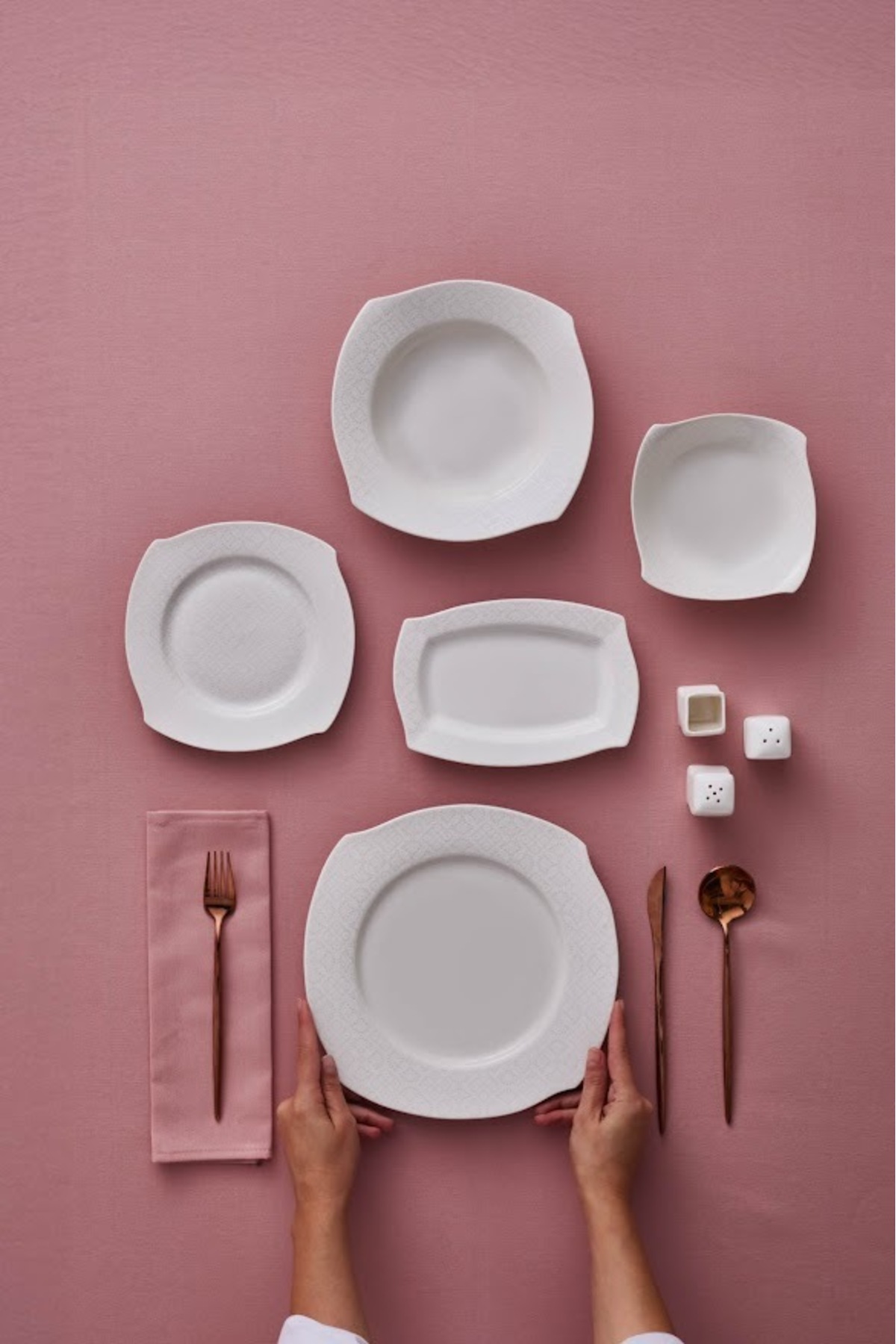 Karaca Square Bone Fancy 53 Parça 12 Kişilik Yemek Takımı - Fiyatı ...