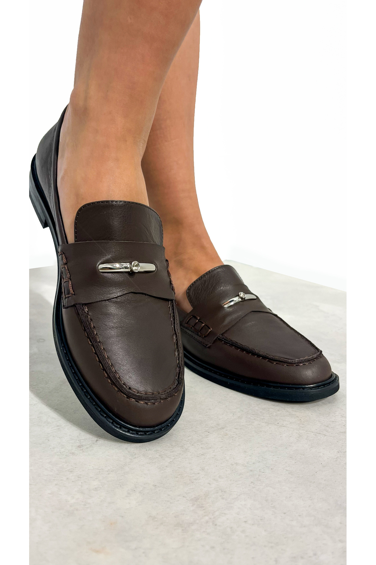 SİBA SHOES Delos Hakiki Deri Toka Detaylı Acı Kahve Kadın Loafer ...