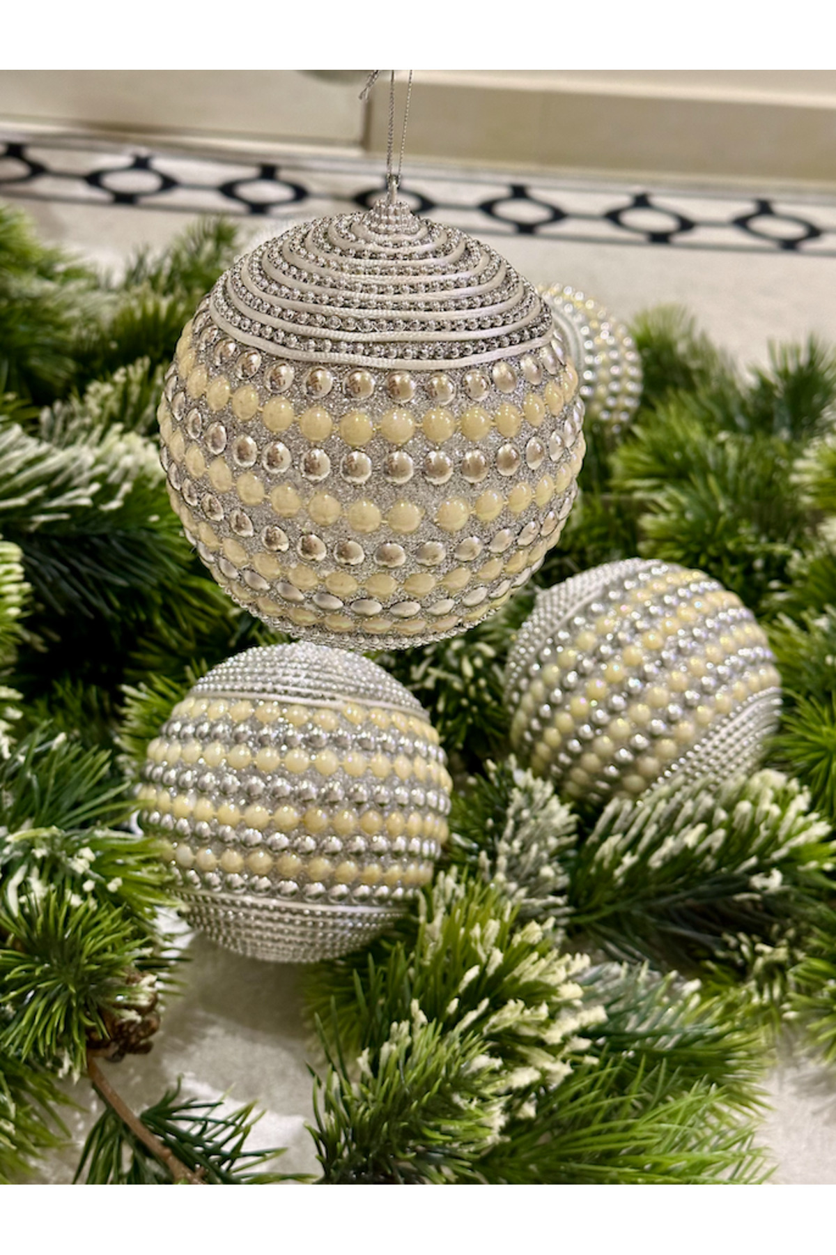 New Bliss Decor Studio 12 cm Lüks Tasarım Taşlı Yılbaşı Top Süs 12 cm ...