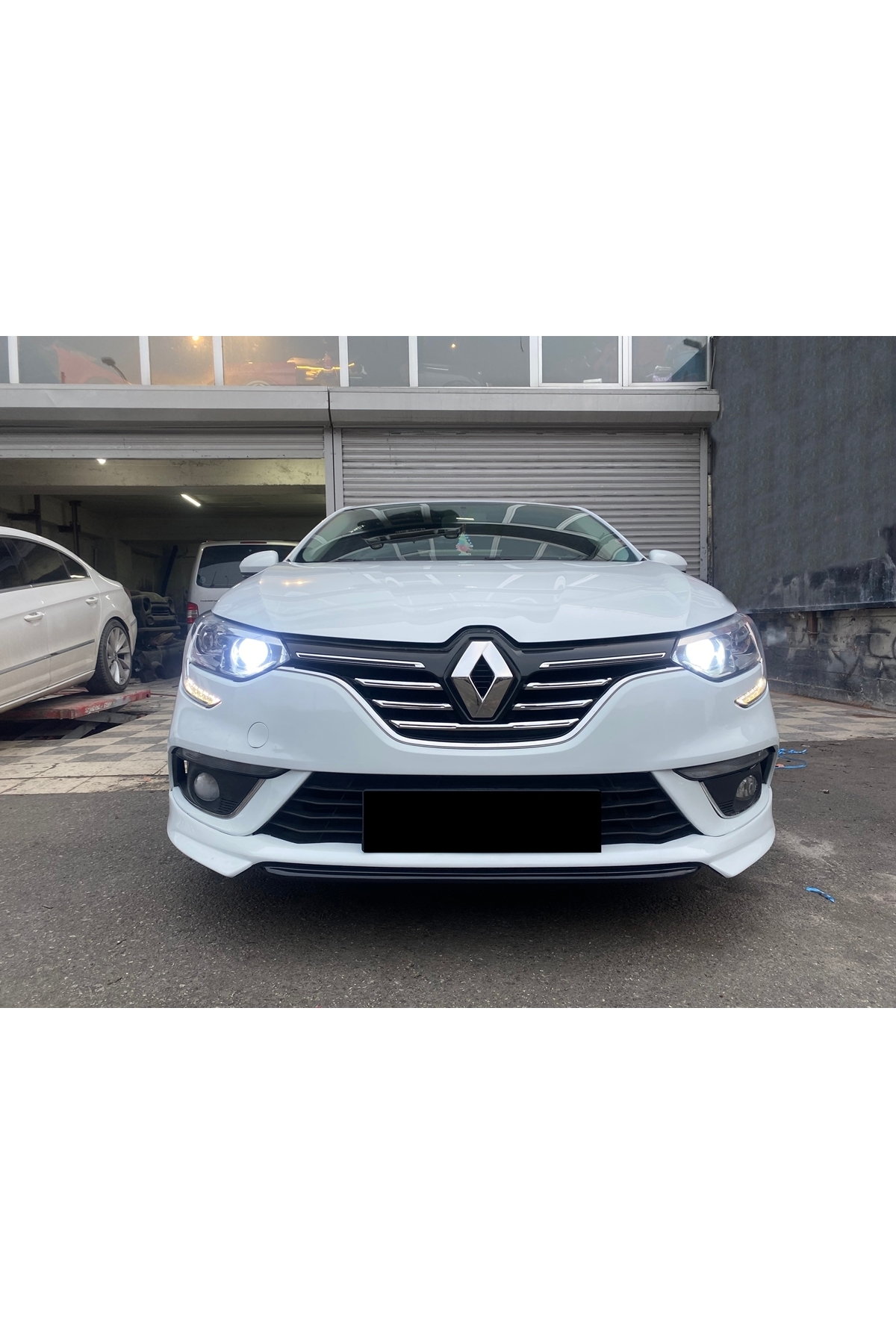ANKARA BODYKİT MEGANE 4 BODY KİT SET BEYAZ BOYALI - Fiyatı, Yorumları