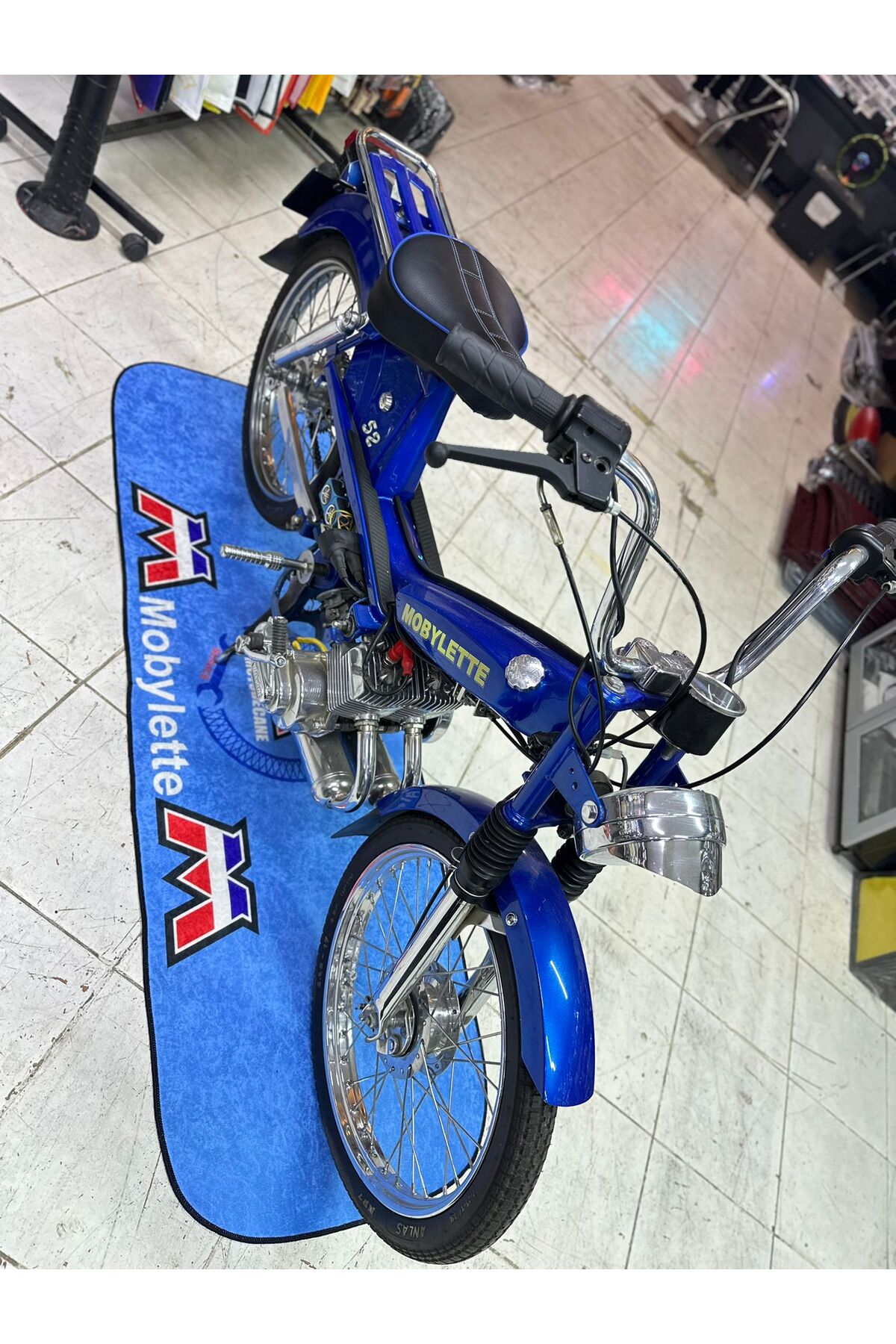 as garaj MOBİLET MOBYLETTE MOTOR ALTI DEKOR MAVİ HALI - Fiyatı, Yorumları