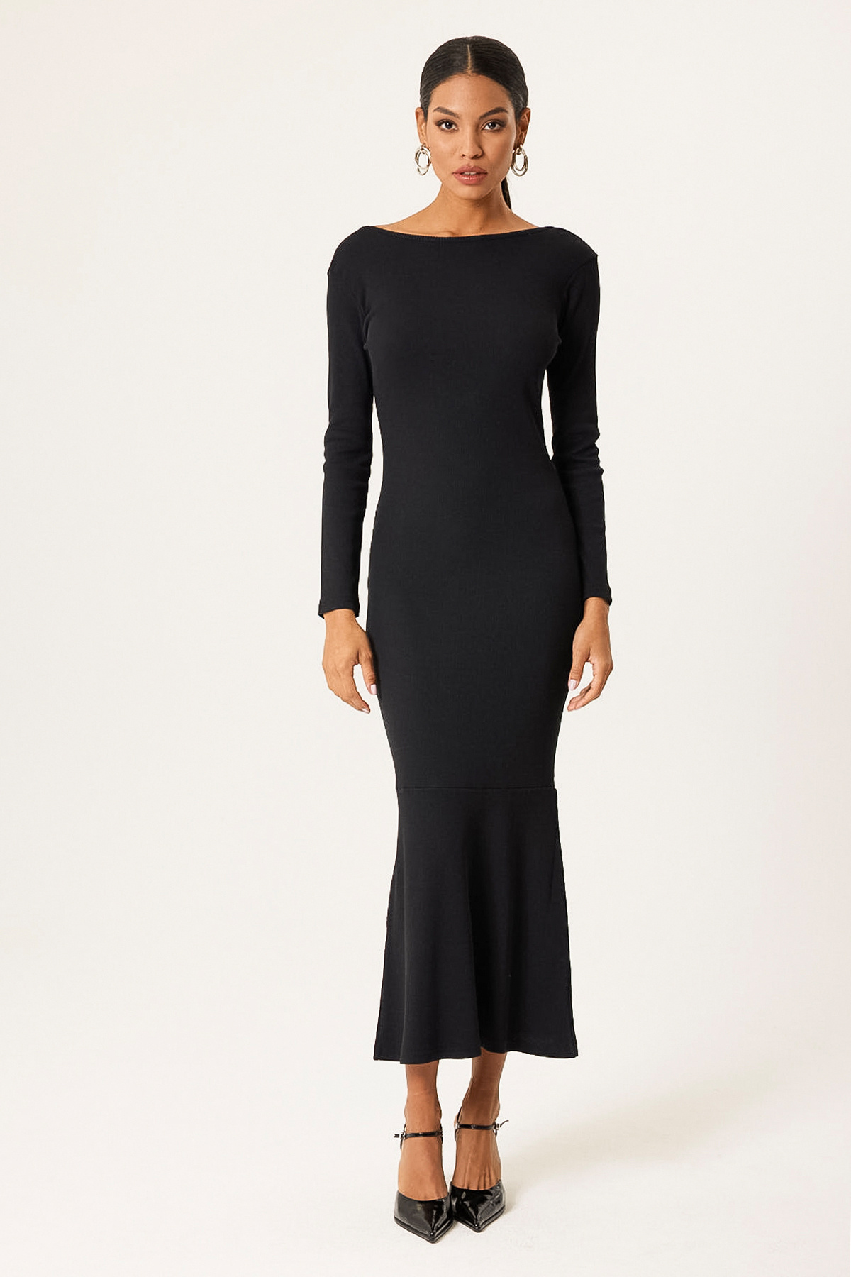 Alexa Dash Vücudu Saran Sırt Dekolteli Uzun Elbise - Fiyatı, Yorumları