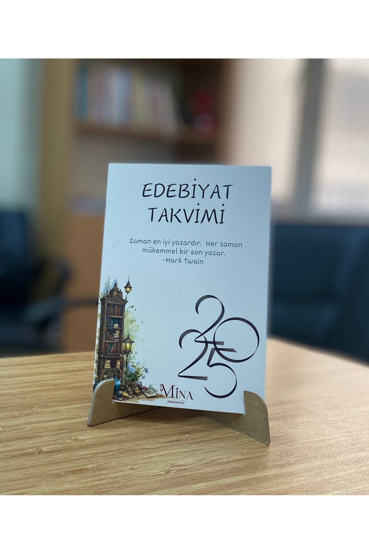 Mina Souvenir Edebiyat Temalı 2025 Masa Takvimi Fiyatı, Yorumları ...