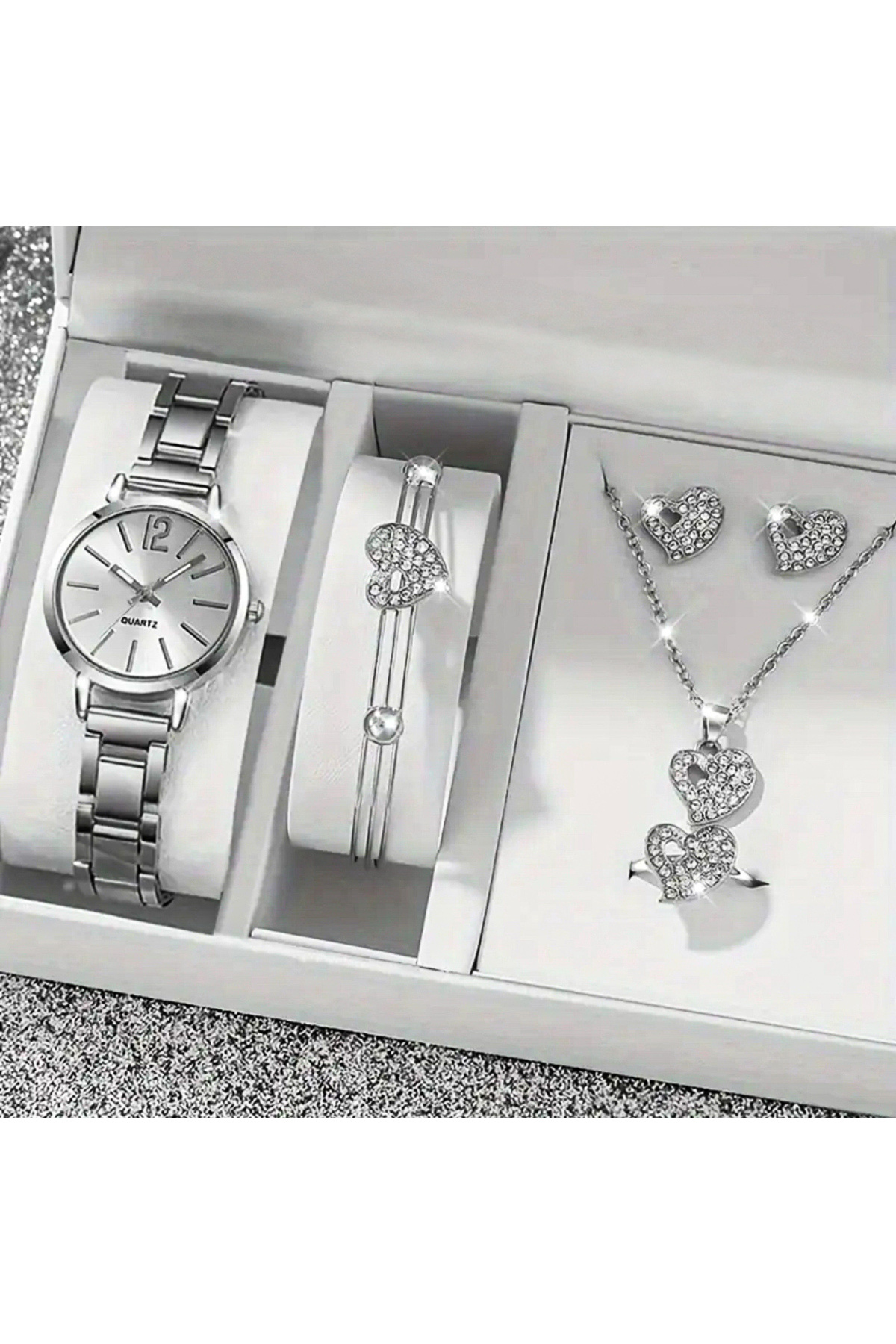 Geneva Kadın Saat ve 5 Adet Takı Seti Fiyatı, Yorumları - Trendyol