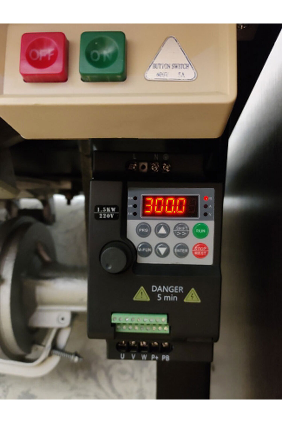 Choice 380V 3 phase 220V 1 phase 5.5KW Input 220V to Output 380V VFD ...