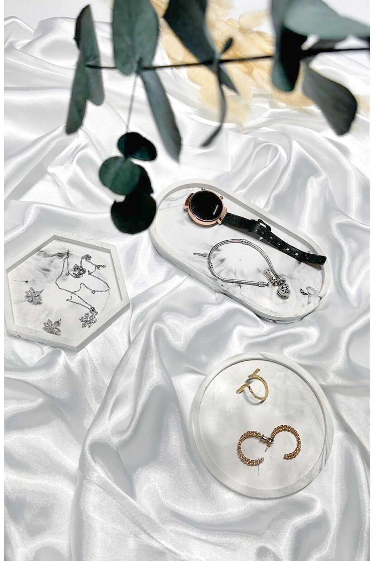 Home Royal Ember - Gece Işıltısı Tabağı - Gölge Desenli 3'lü Takı Seti ...