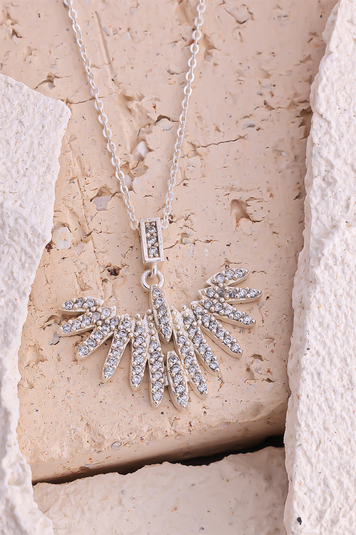 Lucente Jewellery Luxury Serisi Işıklı Hediye Kutulu Zümrüdü Anka Kuşu ...