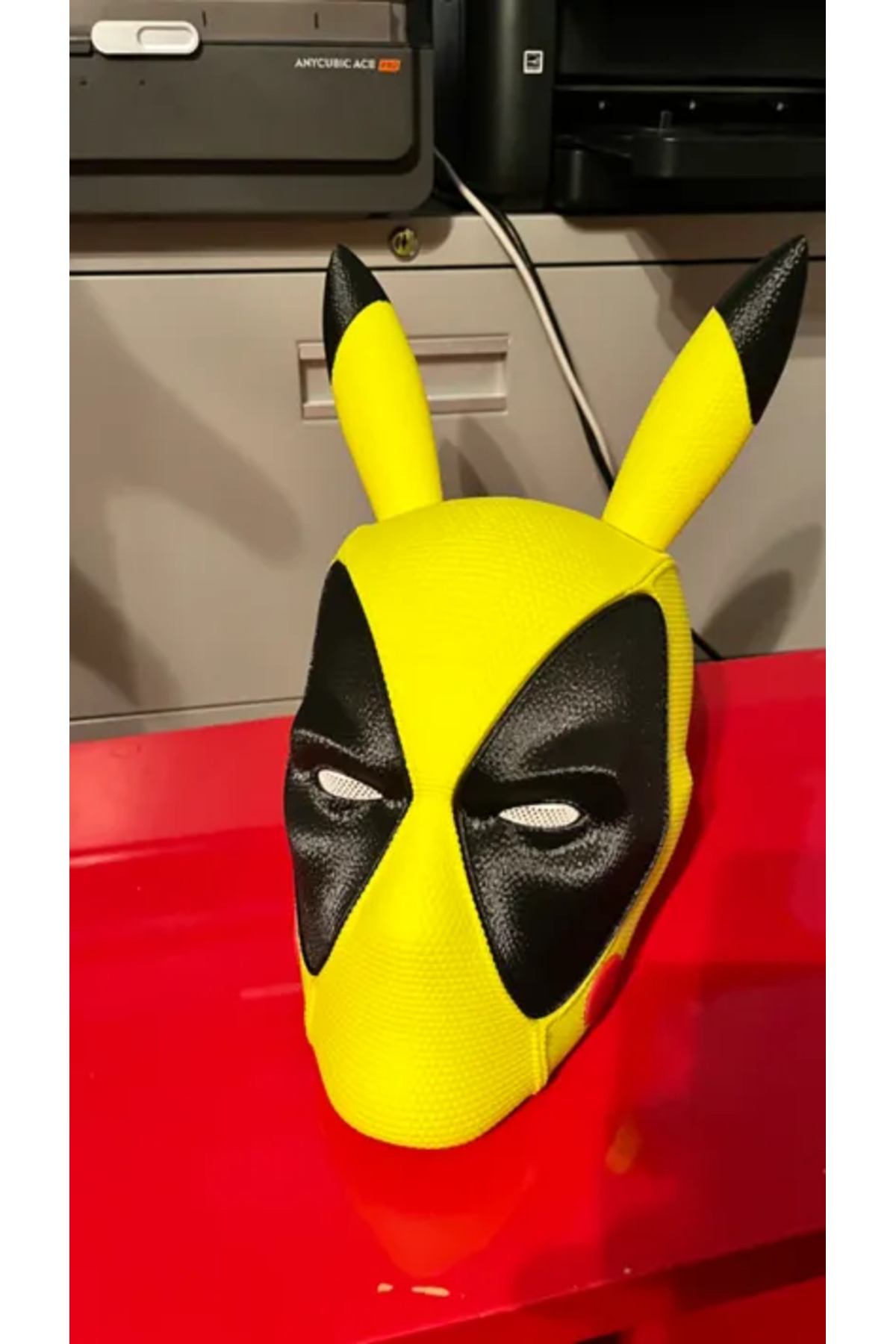 Internos Design Takılabilir Deadpool 'Pikapool' Maskesi - Mıknatıslı ...