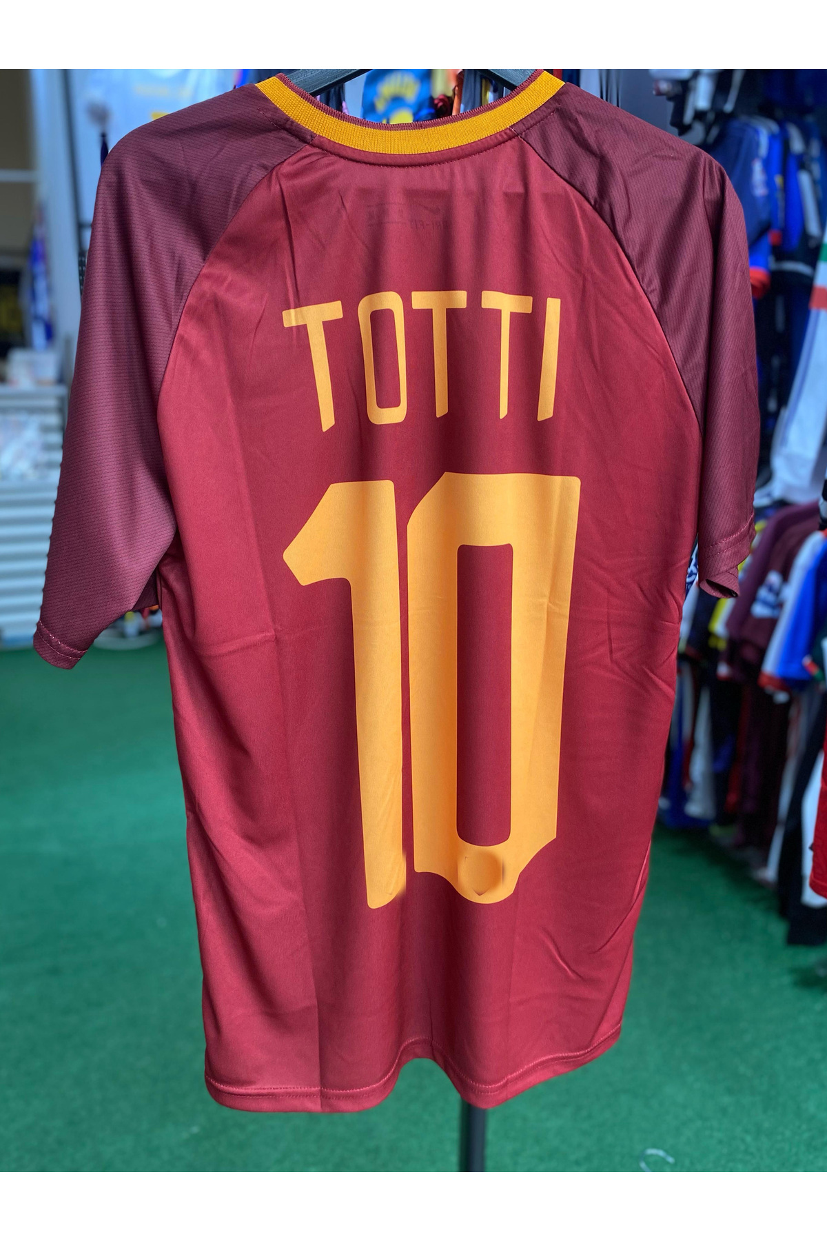 RODAK FUTBOL TOTTİ 10 R.O.M.A. NOSTALJİ FORMASI 2017 - Fiyatı, Yorumları