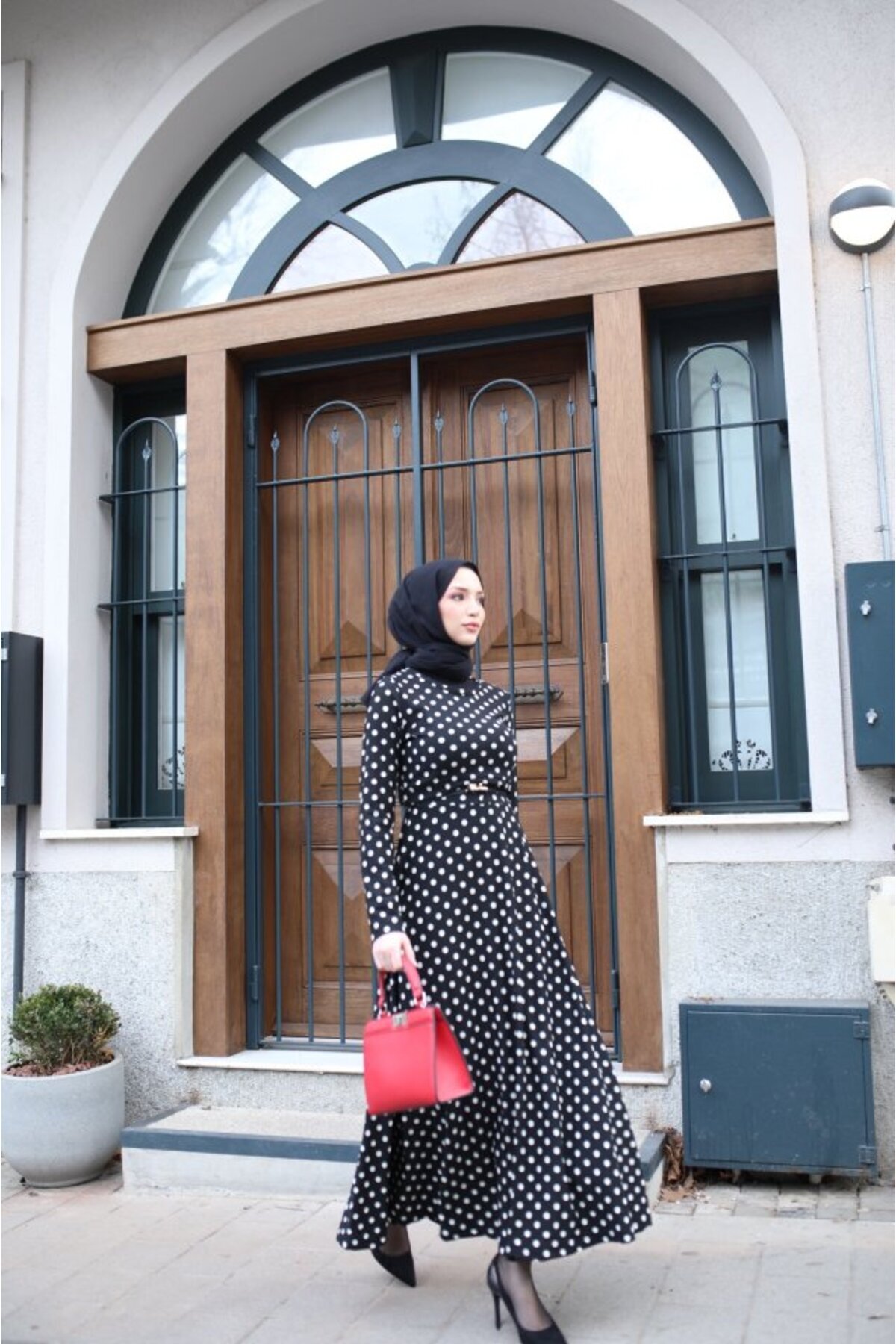 Moda Loris Kadın Krep Kumaş Uzun Kollu Tam Boy Puantiyeli Elbise 132 Cm ...