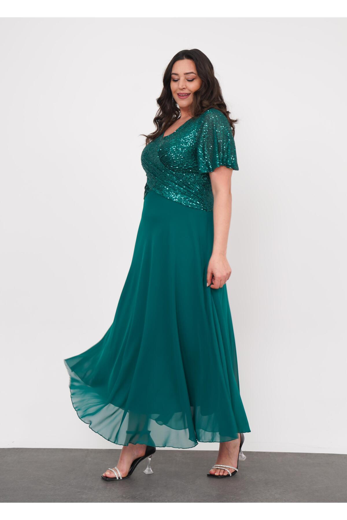 Butik Nilyam Kadın Büyük Beden V Yaka Üst Payet Drape Detaylı Uzun ...