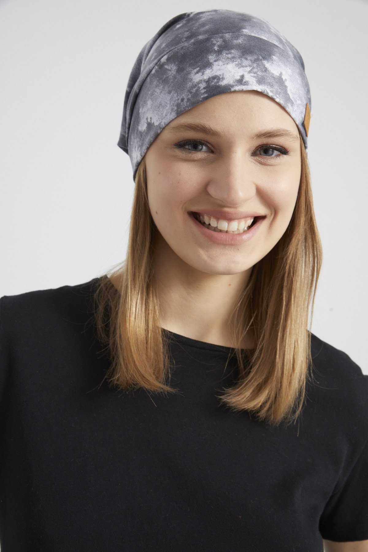 Butikgiz Kadın Batik,trend Ip Detaylı 4 Mevsim Şapka Bere Buff Ultra ...