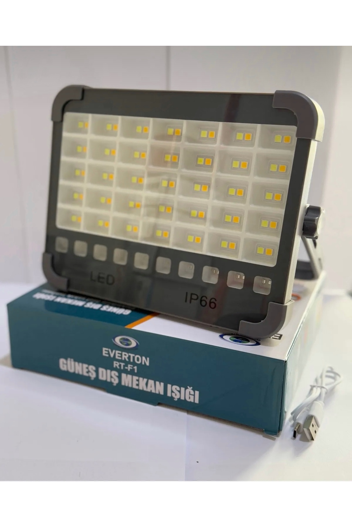 Everton RT F1 Solar Led Özellikli Işıldak Lamba - Fiyatı, Yorumları