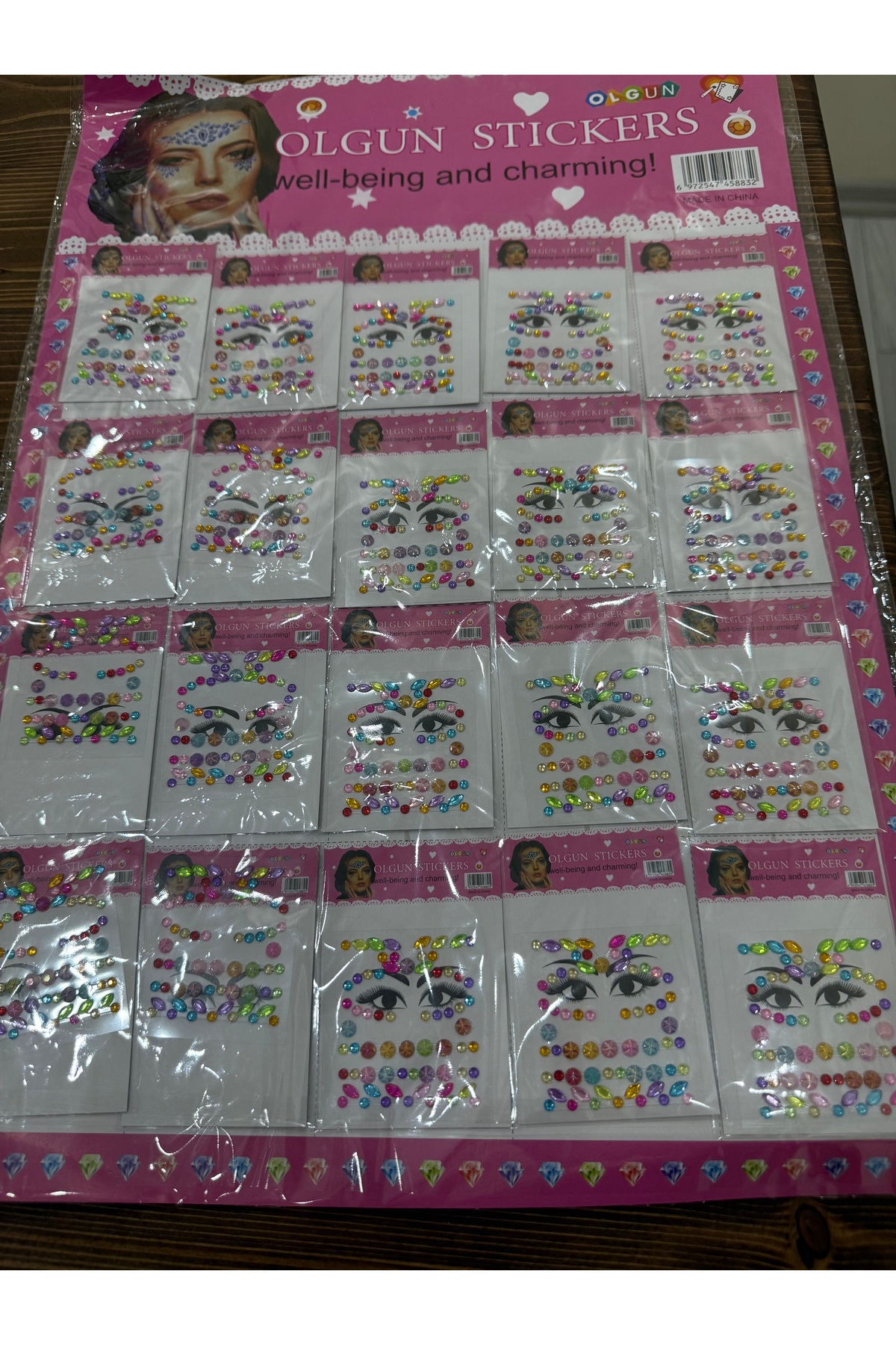 SÜSLÜTASARIM Yüz sticker(1 paket)renkli - Fiyatı, Yorumları