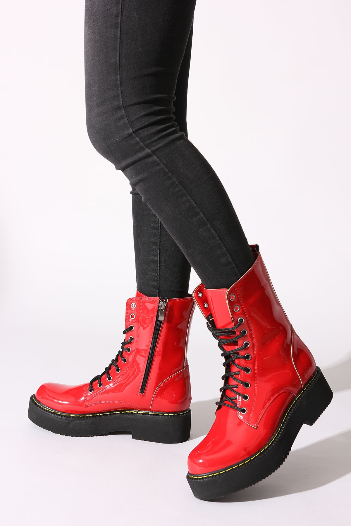 ENDİCAN KIRMIZI RUGAN KADIN BOT