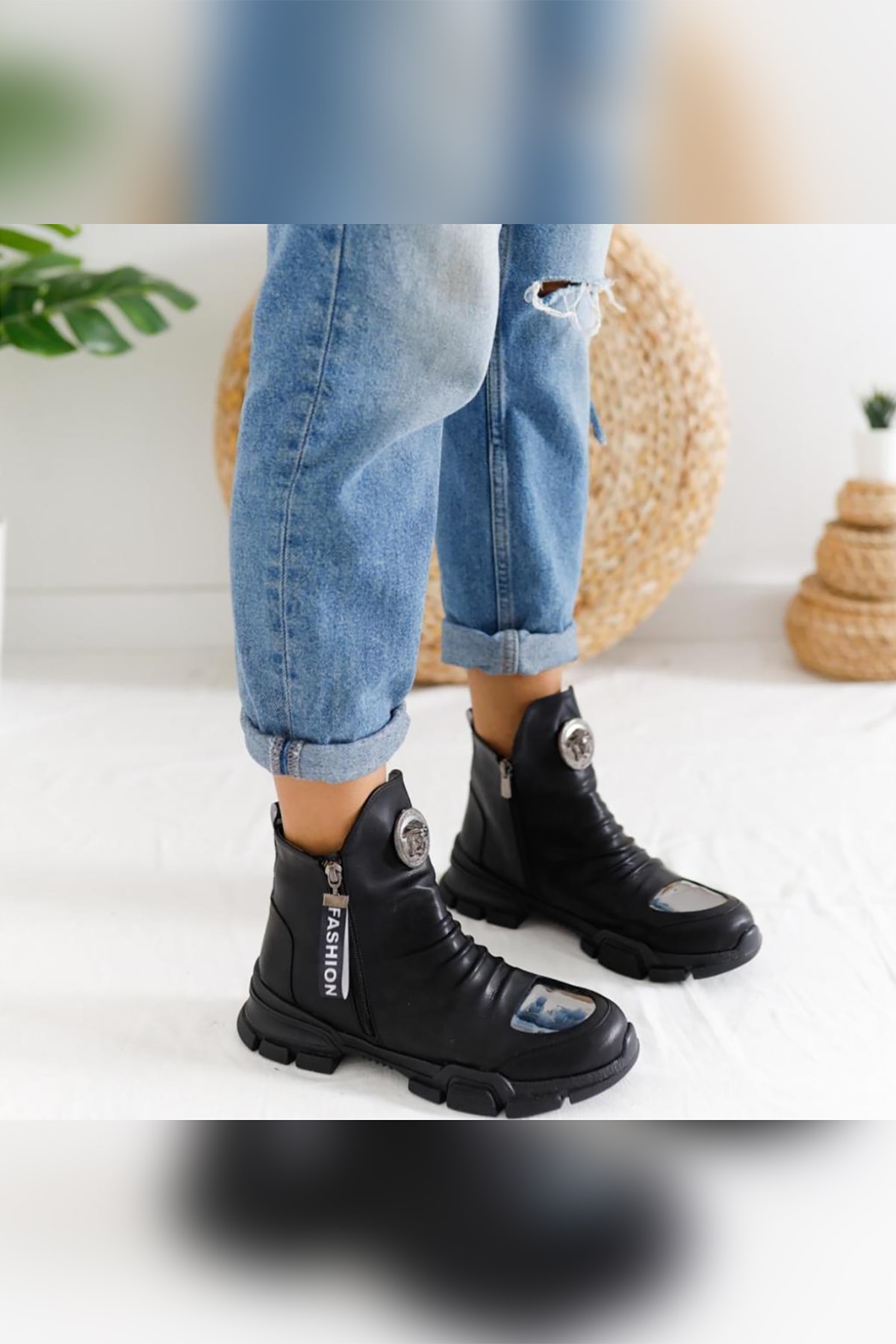 Limoya Brinley Siyah Platin Ve Fermuar Detaylı Casual Spor Bot Limoya Brinley Siyah Platin Ve Fermuar Detaylı Casual Spor Bot
