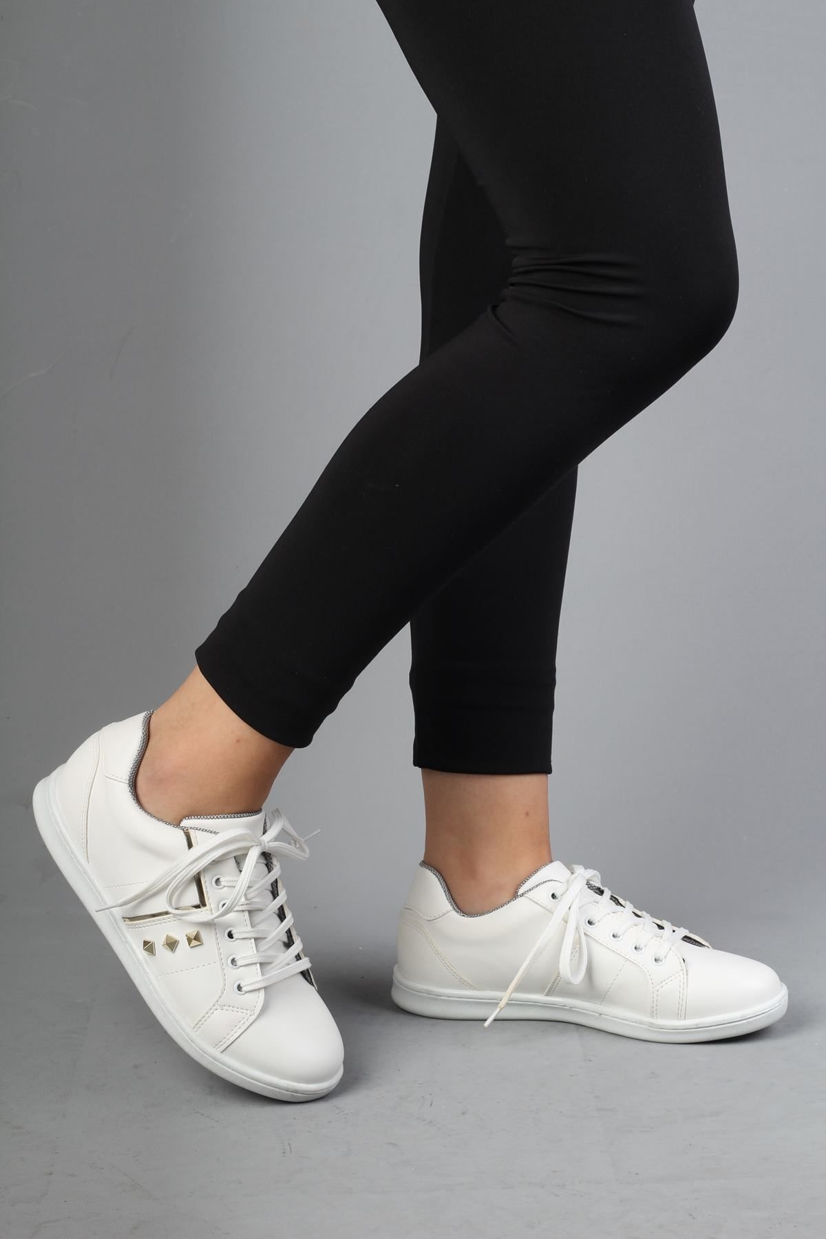 Modabuymus Kadın Beyaz Zımbalı Spor Ayakkabı Modabuymus Kadın Beyaz Zımbalı Spor Ayakkabı