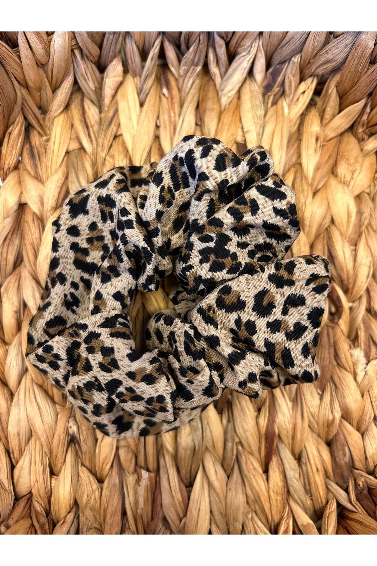 ŞEHRAZAT HANDMADE TASARIM LEOPAR DESENLİ SİMİT LASTİK TOKA - Fiyatı ...