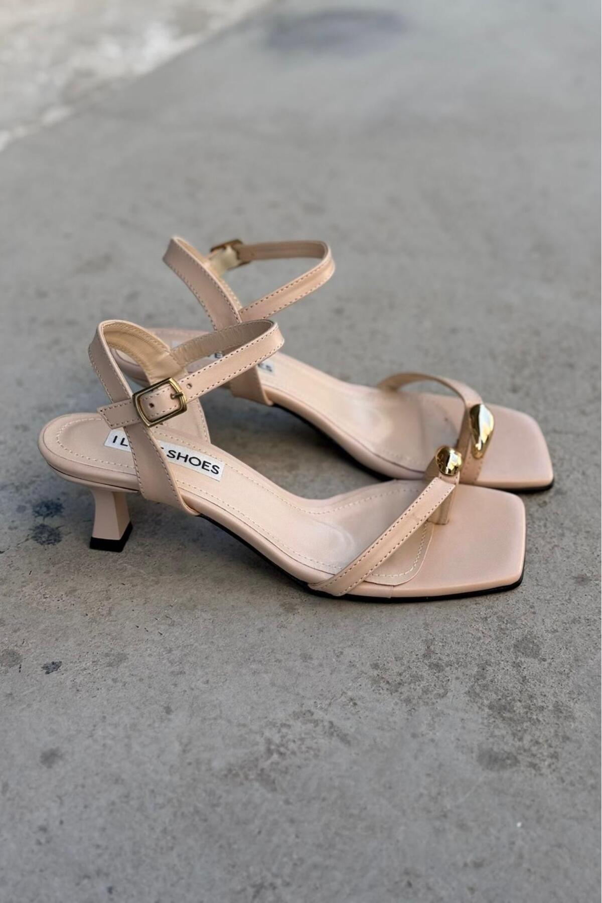 I Love Shoes Pamori Mat Deri Bej Parmak Arası Topuklu Sandalet - Fiyatı ...