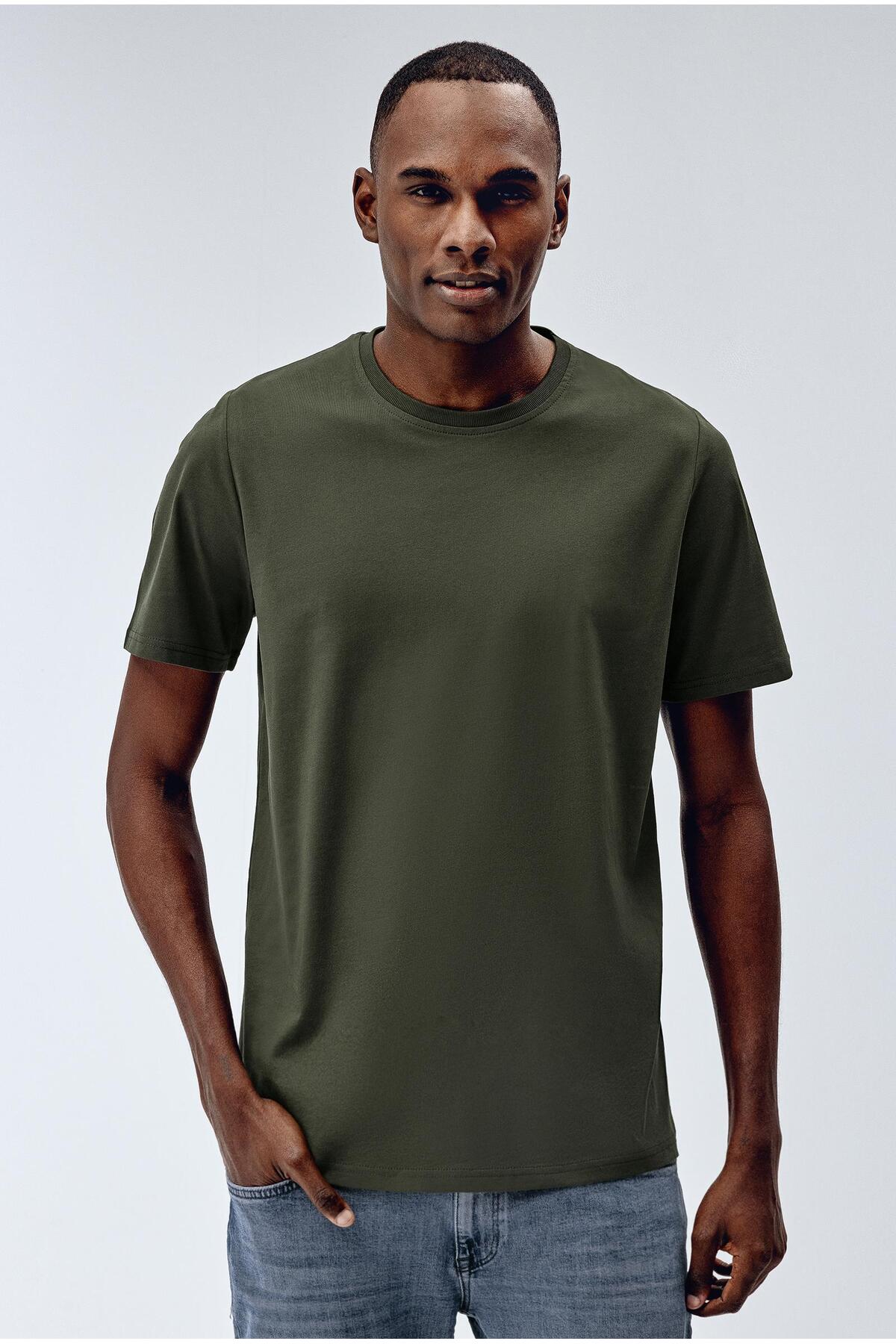 Brix Erkek Basic %100 Pamuk T-Shirt 0531 Yeşil Renk - Fiyatı, Yorumları